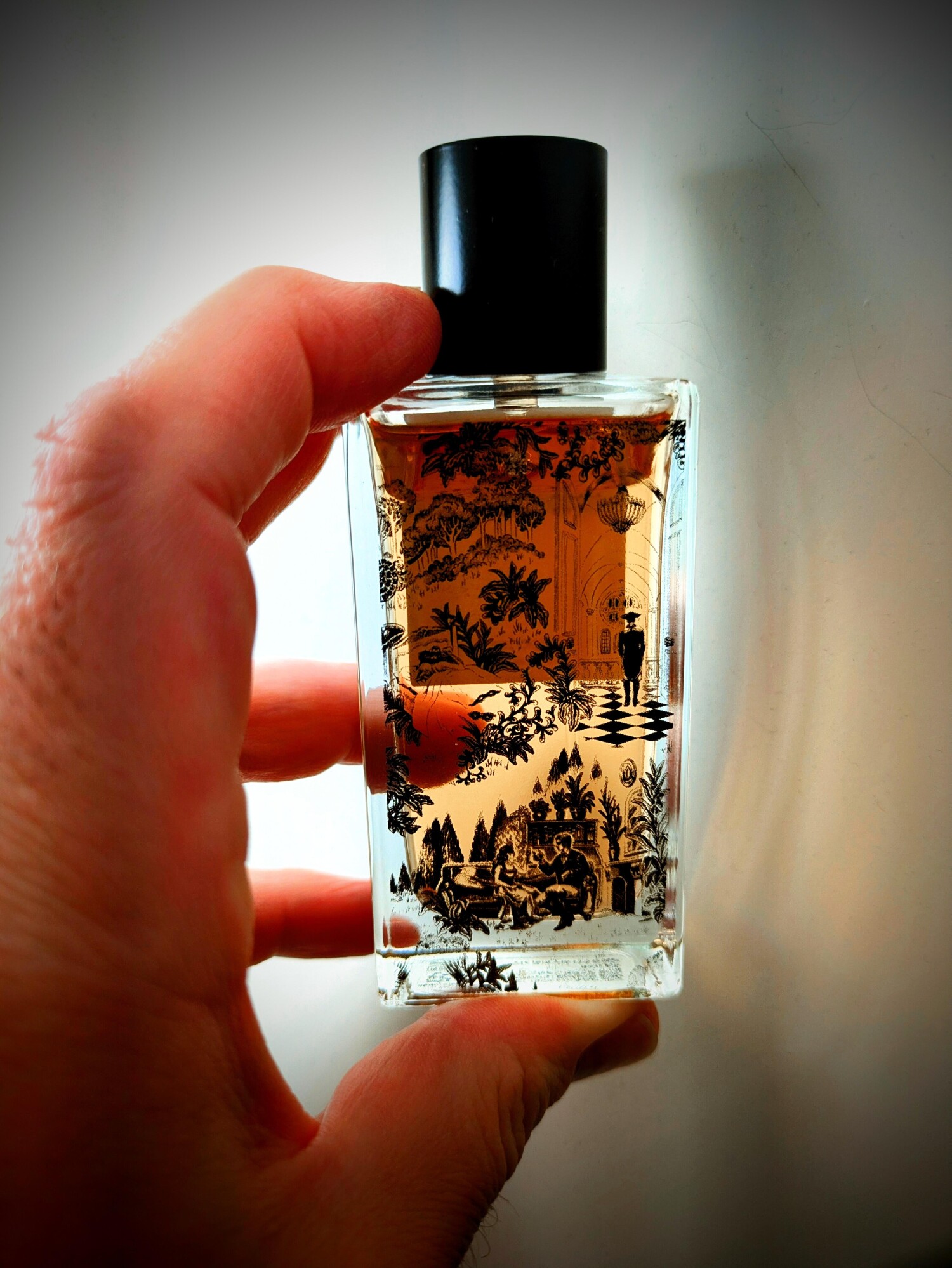 Whispering Kiss Le Persona perfume - a new fragrance for women and men 2025