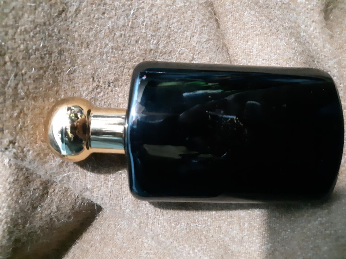 Mesmerize Black for Him Avon cologne - a fragrance for men 2015