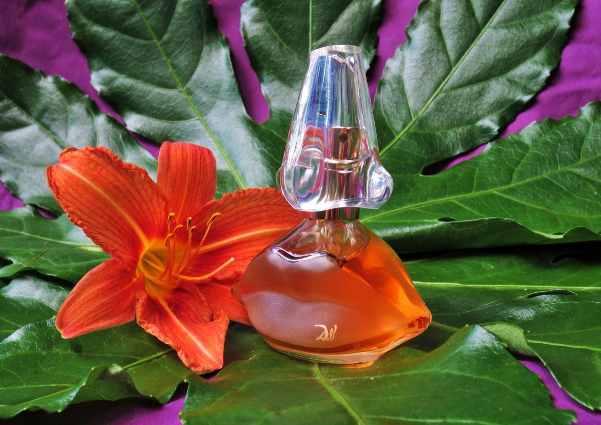 Dali Parfum de Toilette Salvador Dali perfume - a fragrance for women 1985