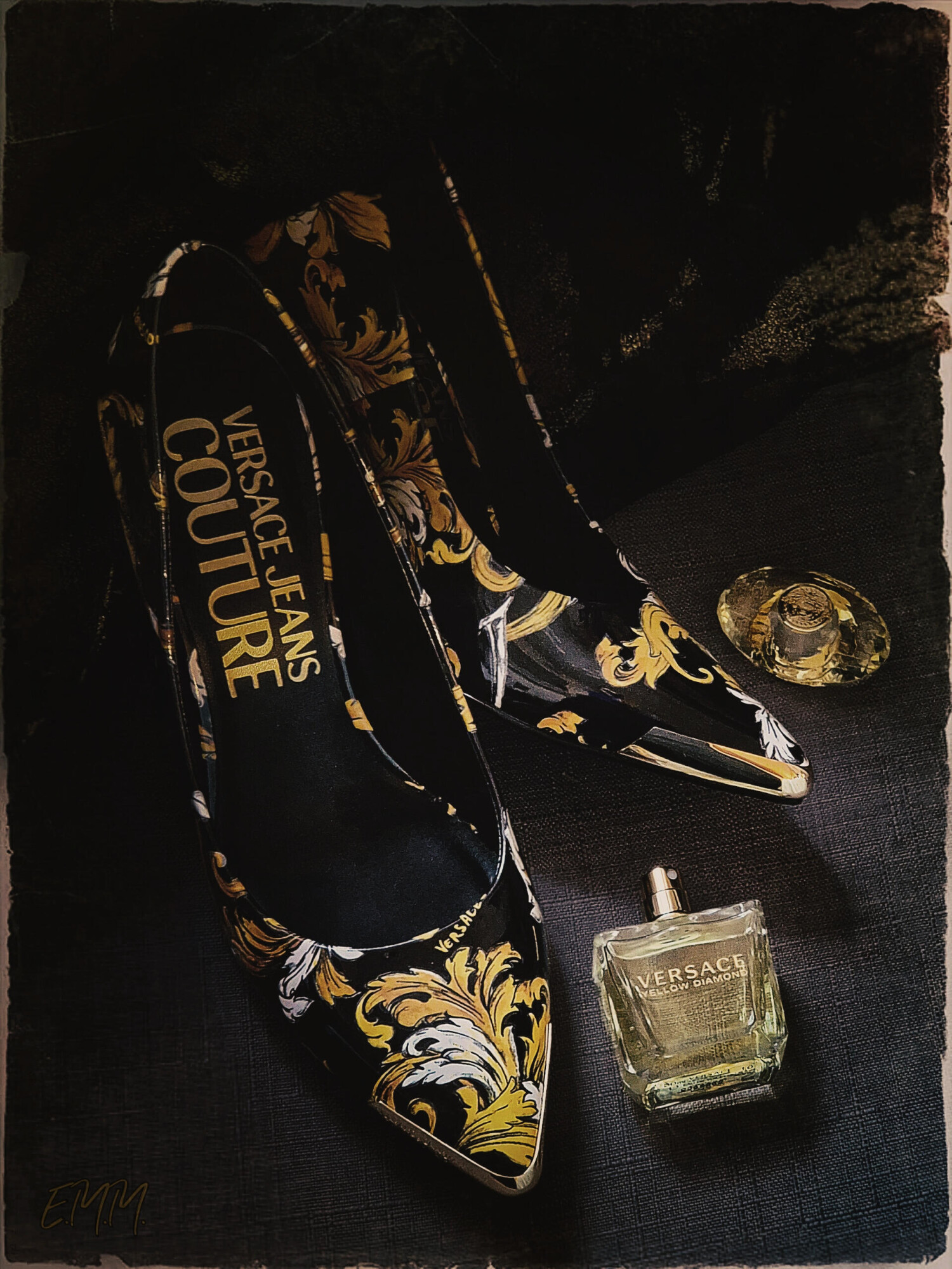 Yellow Diamond Versace perfume - a fragrance for women 2011