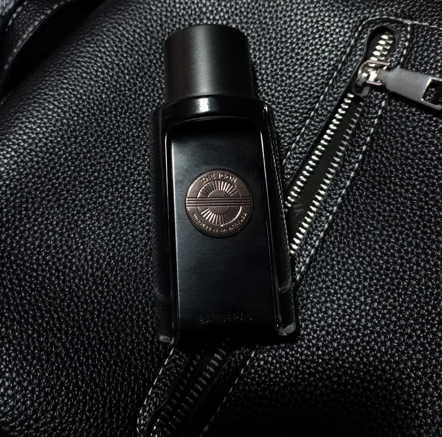 The Icon Eau de Parfum Antonio Banderas Cologne - un parfum pour homme 2022