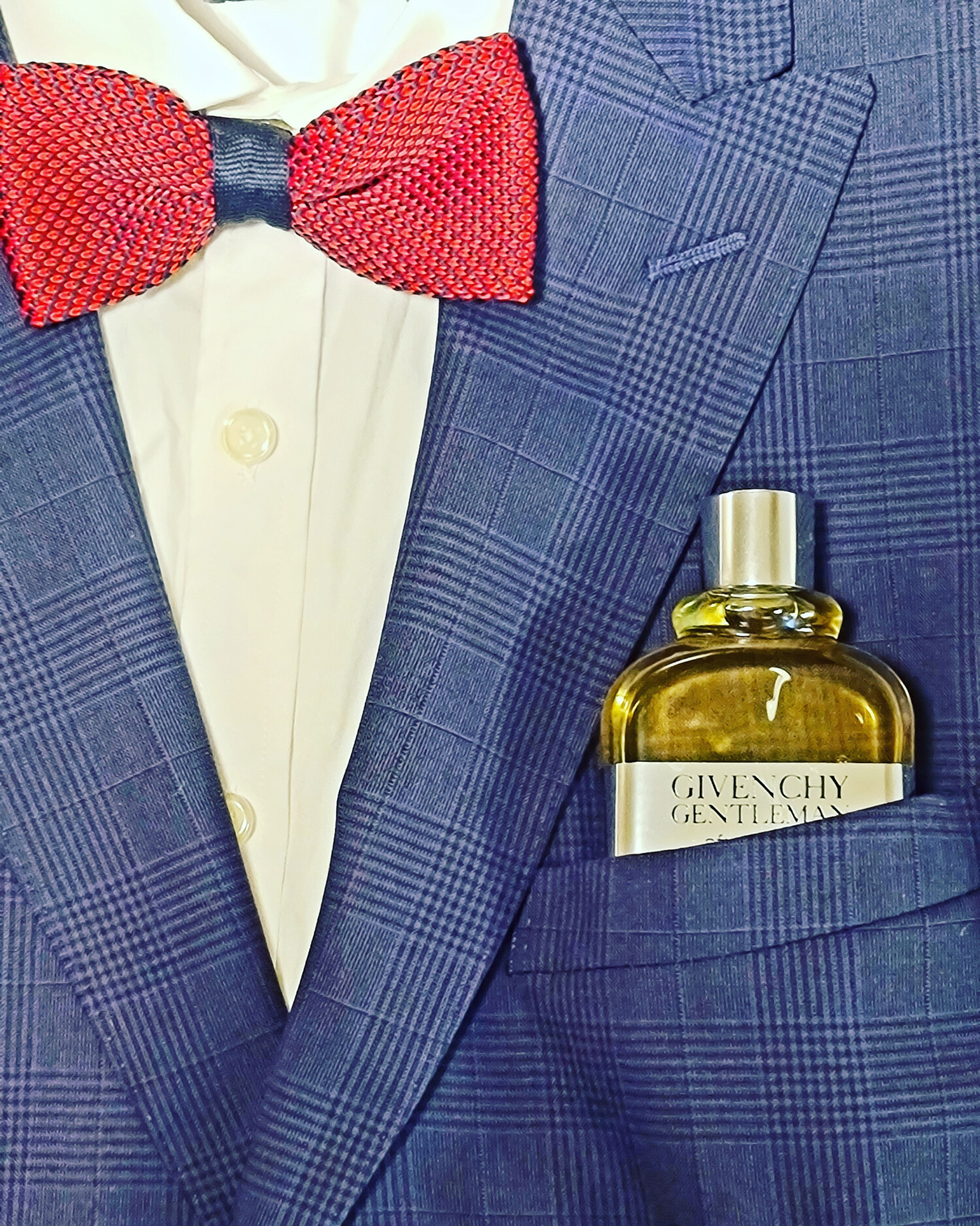 Gentleman (1974) Givenchy cologne - a fragrance for men 1974