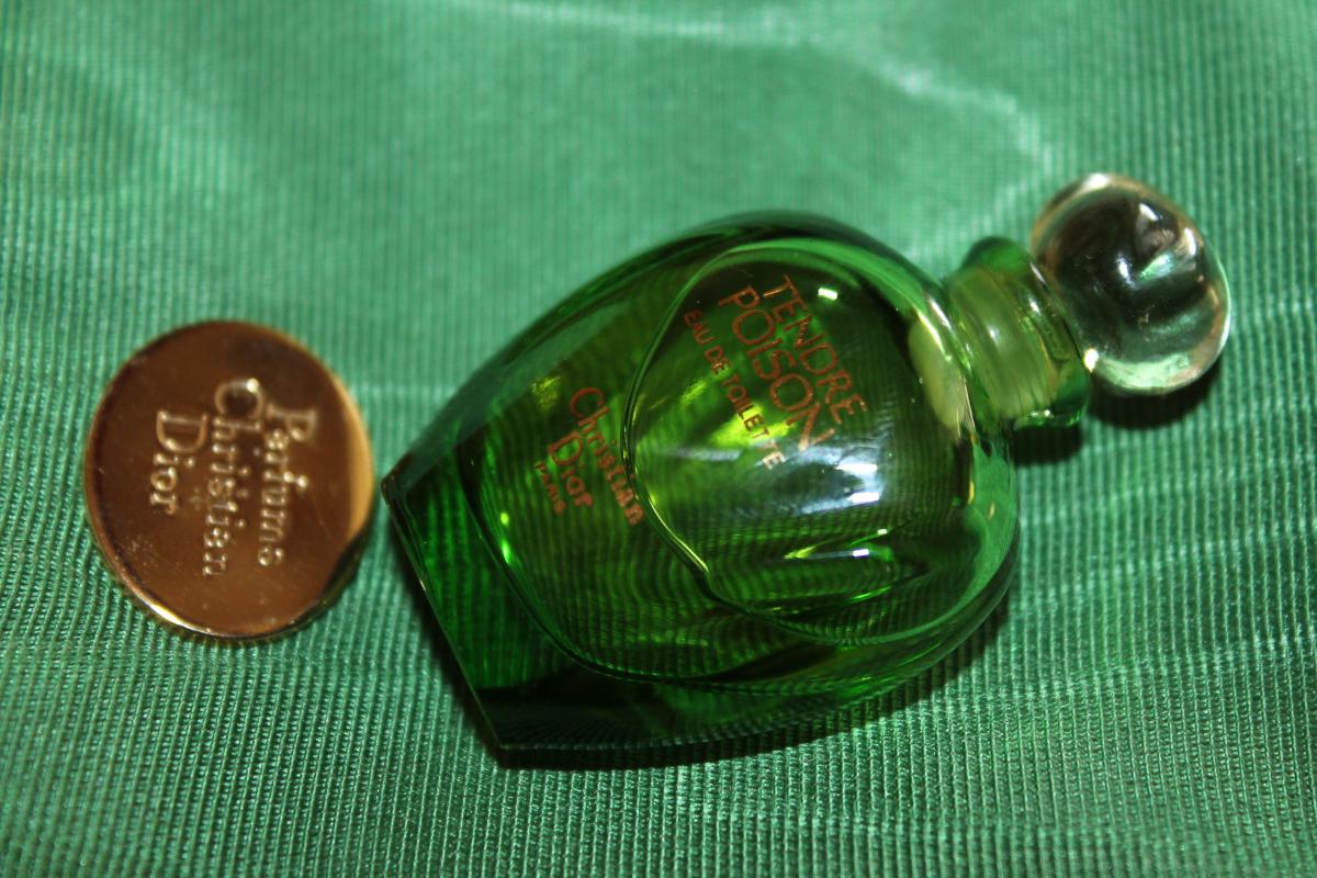 Tendre Poison Dior perfume - a fragrance for women 1994