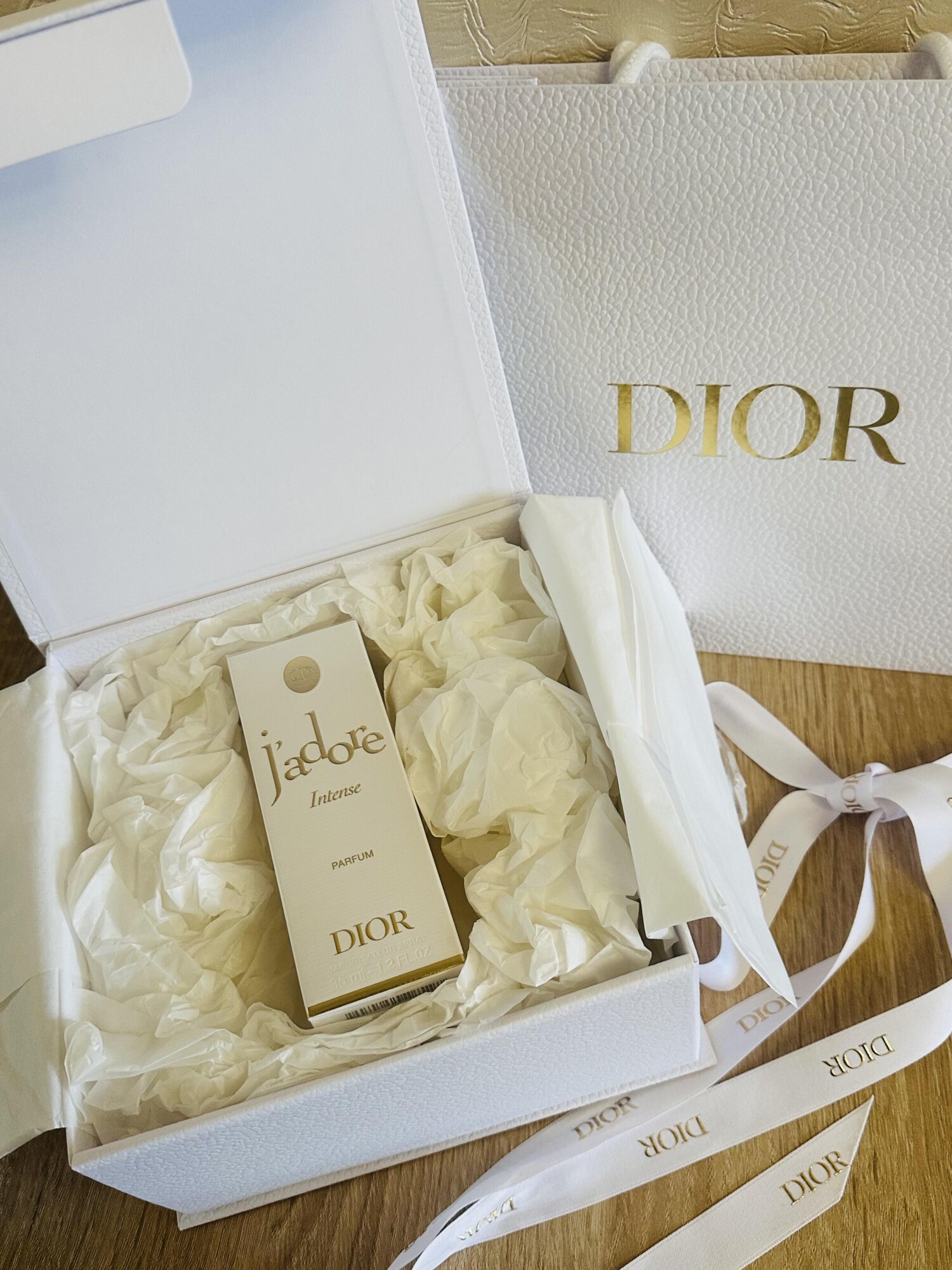 J'adore Intense Dior perfume - a new fragrance for women 2026