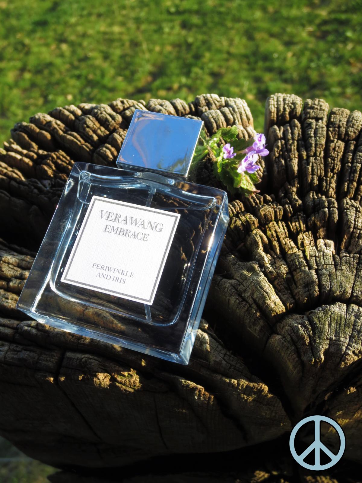 Embrace Periwinkle & Iris Vera Wang perfume - a fragrance for women 2015