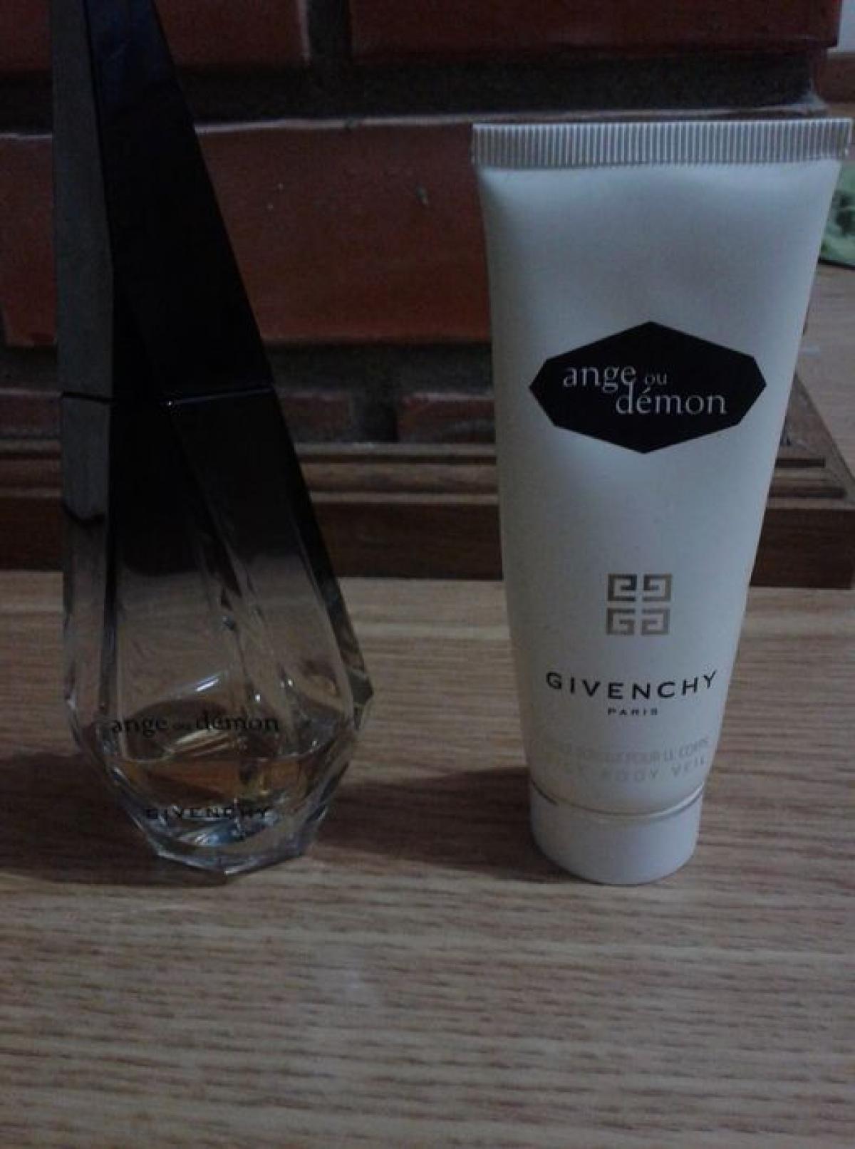 Ange ou Demon Givenchy perfume - a fragrance for women 2006