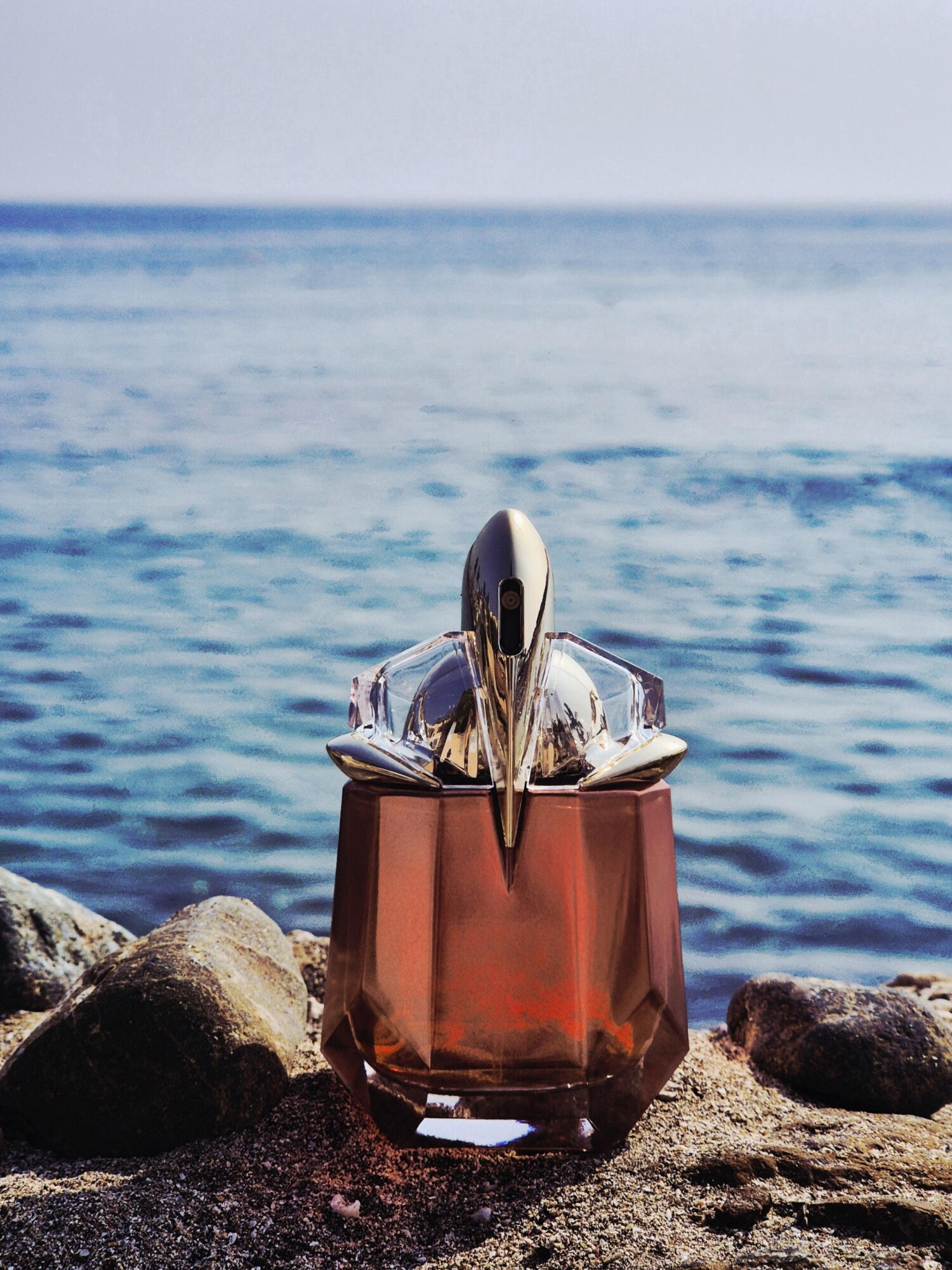 Alien Goddess Supra Florale Mugler perfume - a fragrance for women 2023