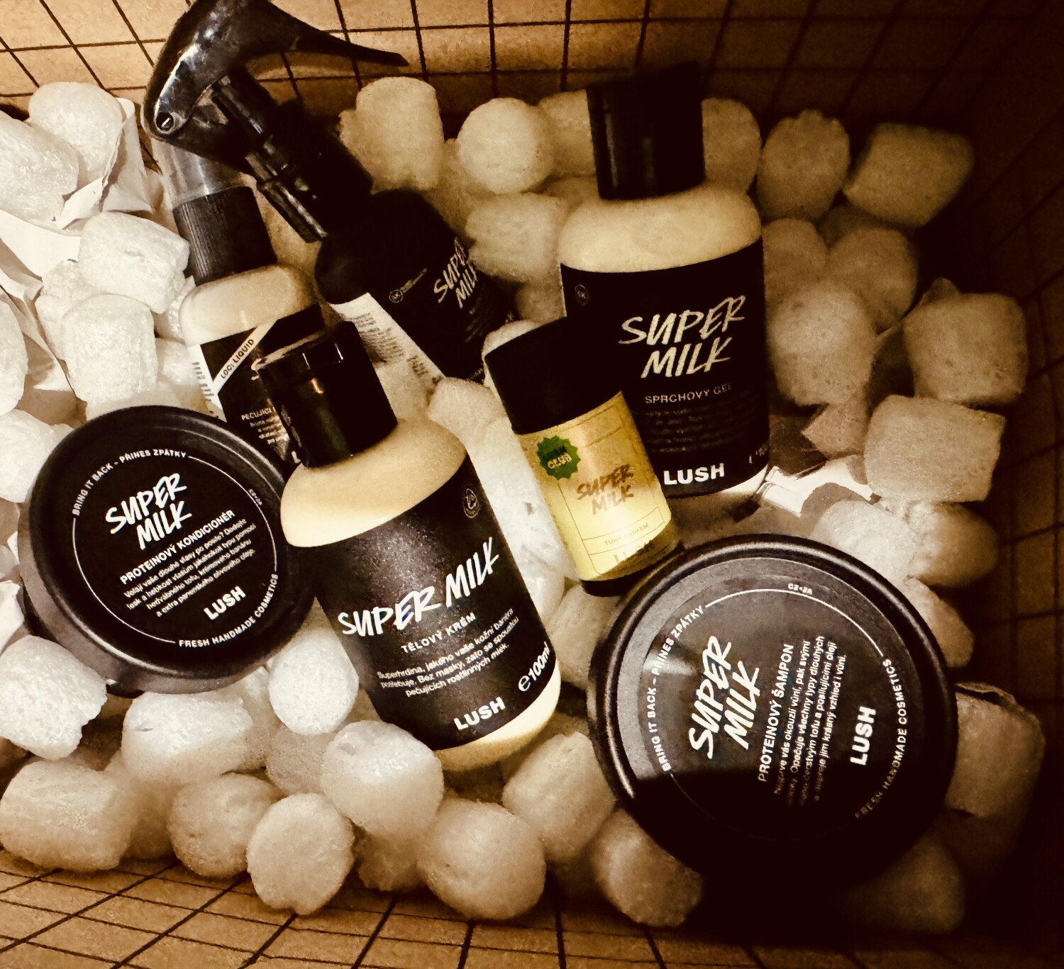Super Milk Lush fragancia - una nuevo fragancia para Hombres y Mujeres 2025