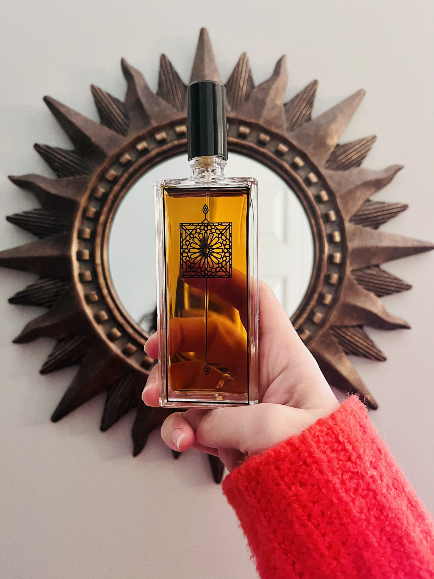 Ambre Sultan Serge Lutens parfum - een geur voor dames en heren 1993