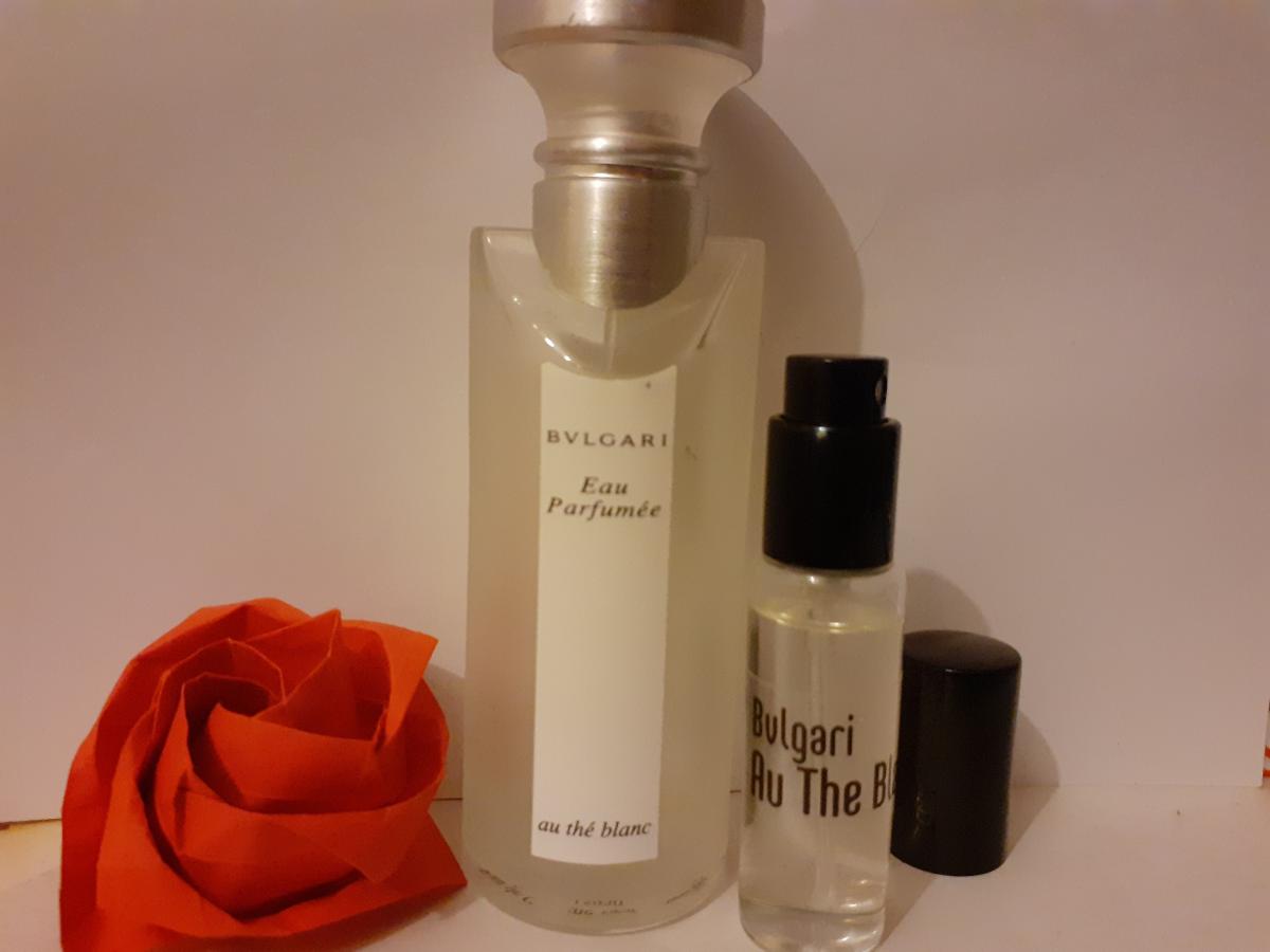 Eau Parfumee au The Blanc Bvlgari - una fragranza unisex 2003