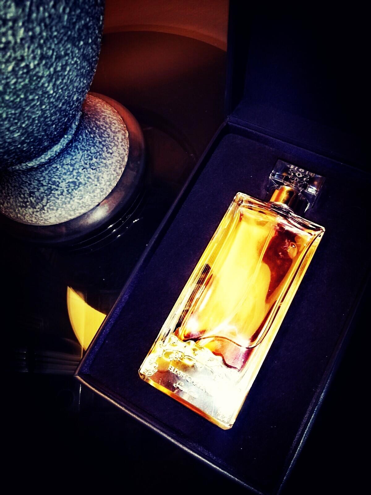 Elixir Charnel Le Boise Torride Guerlain perfume - a fragrance for ...