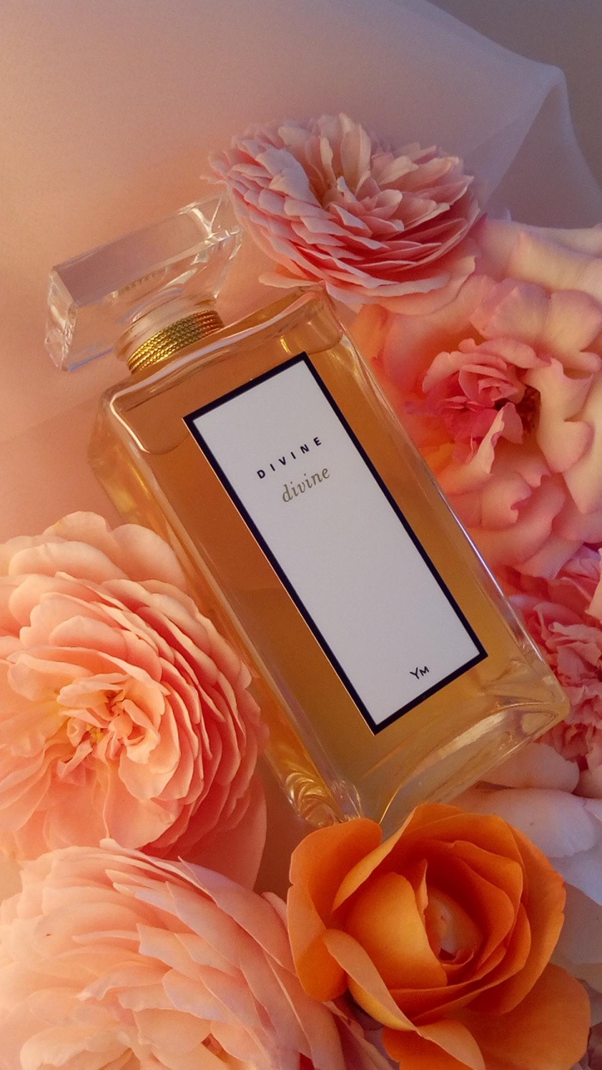 Divine Divine perfume - a fragrance for women 1986