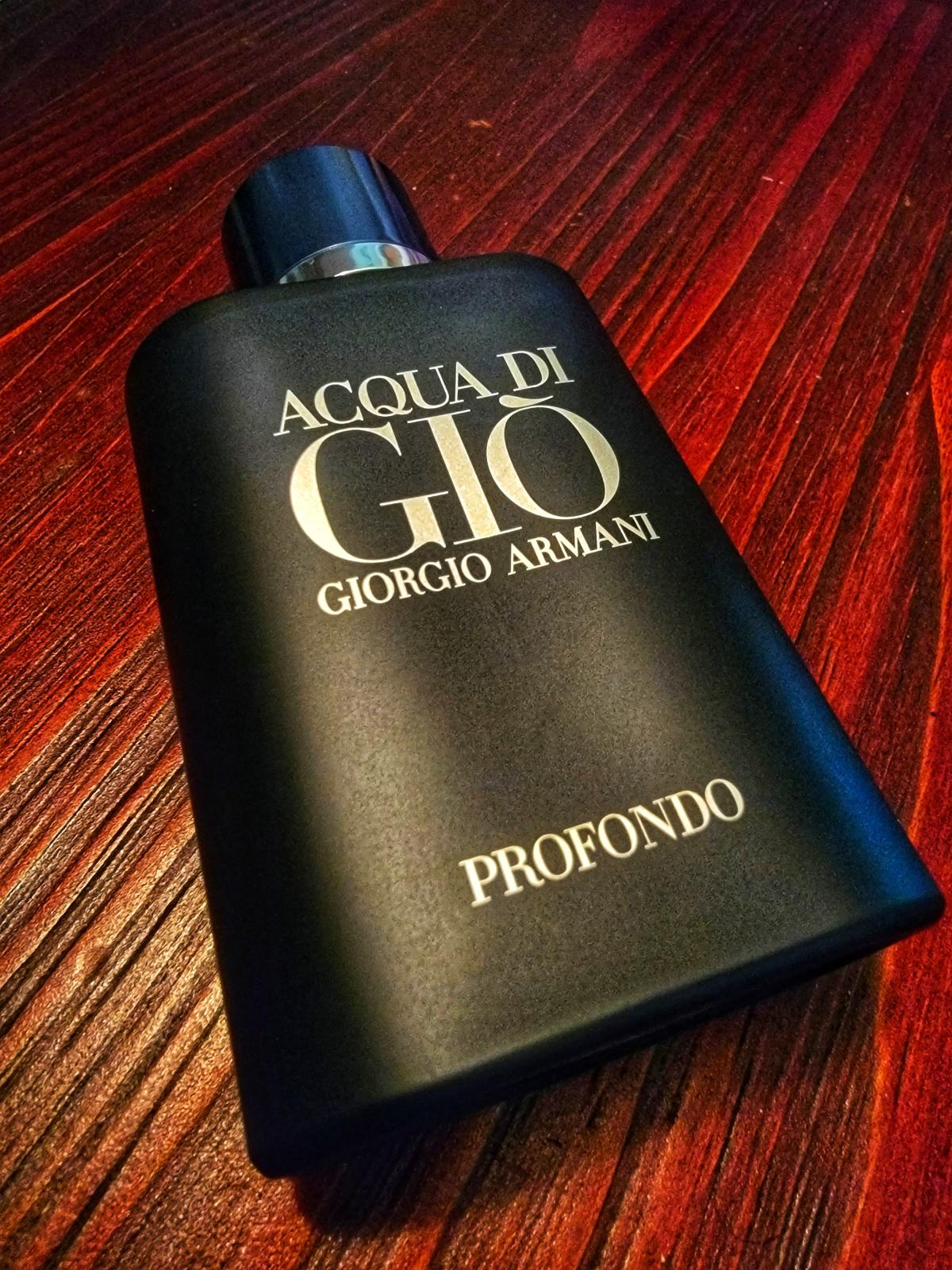 Acqua di Giò Profondo Giorgio Armani cologne - a fragrance for men 2020