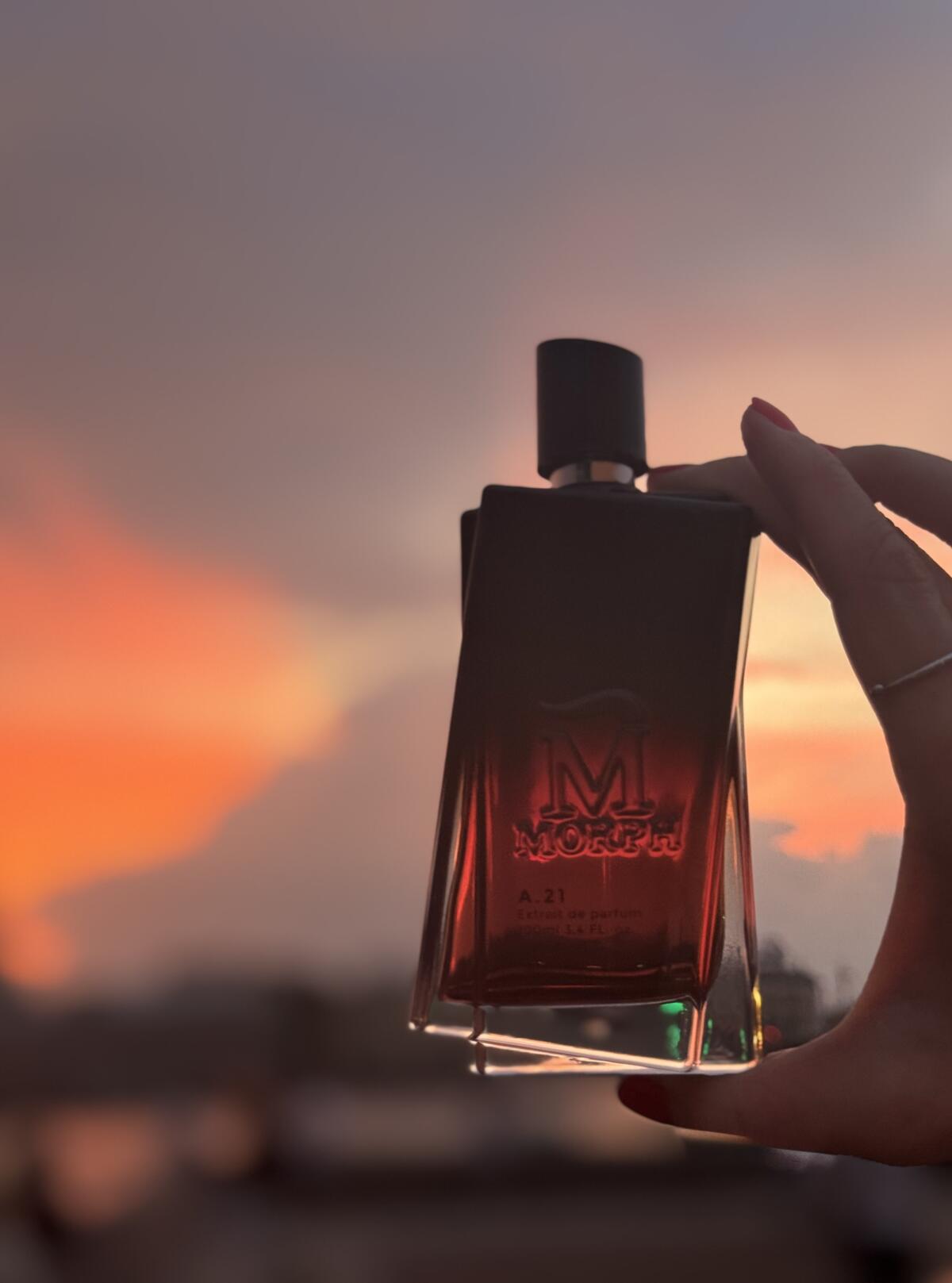 A 21 Morph perfume - a fragrance for women and men 2019