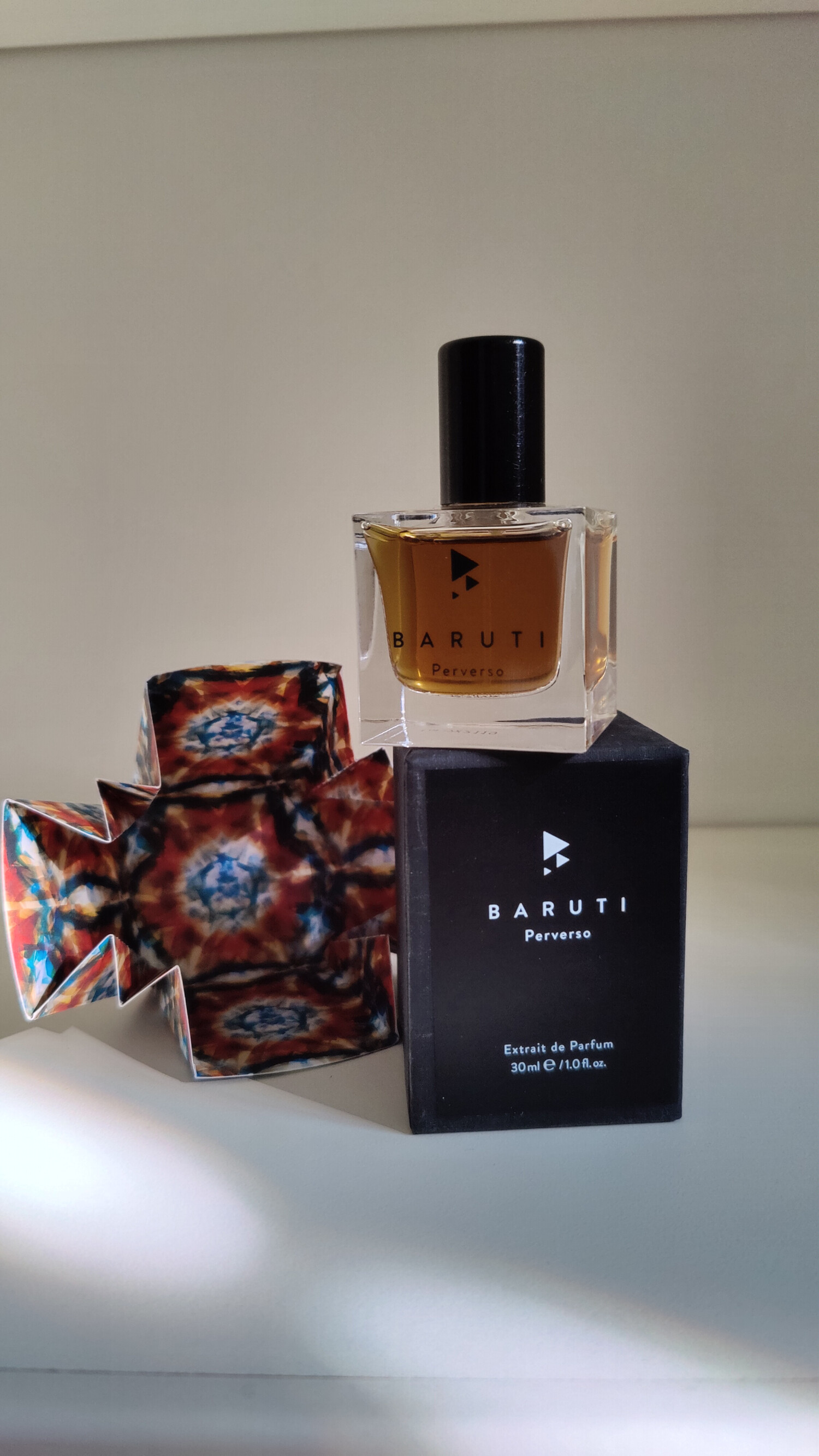 Perverso Baruti عطر - a fragrance للجنسين 2019