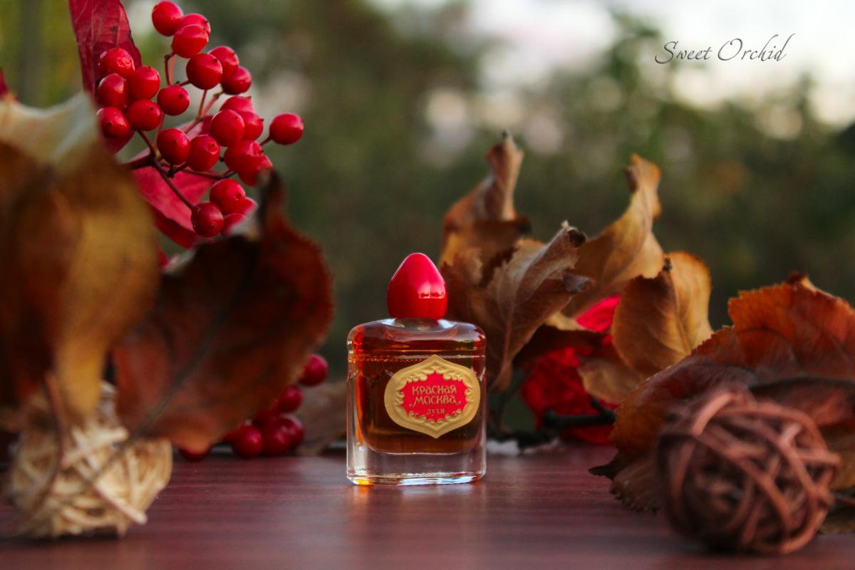 Red Moscow Krasnaya Moskva Nouvelle Etoile – Новая Заря perfume - a ...