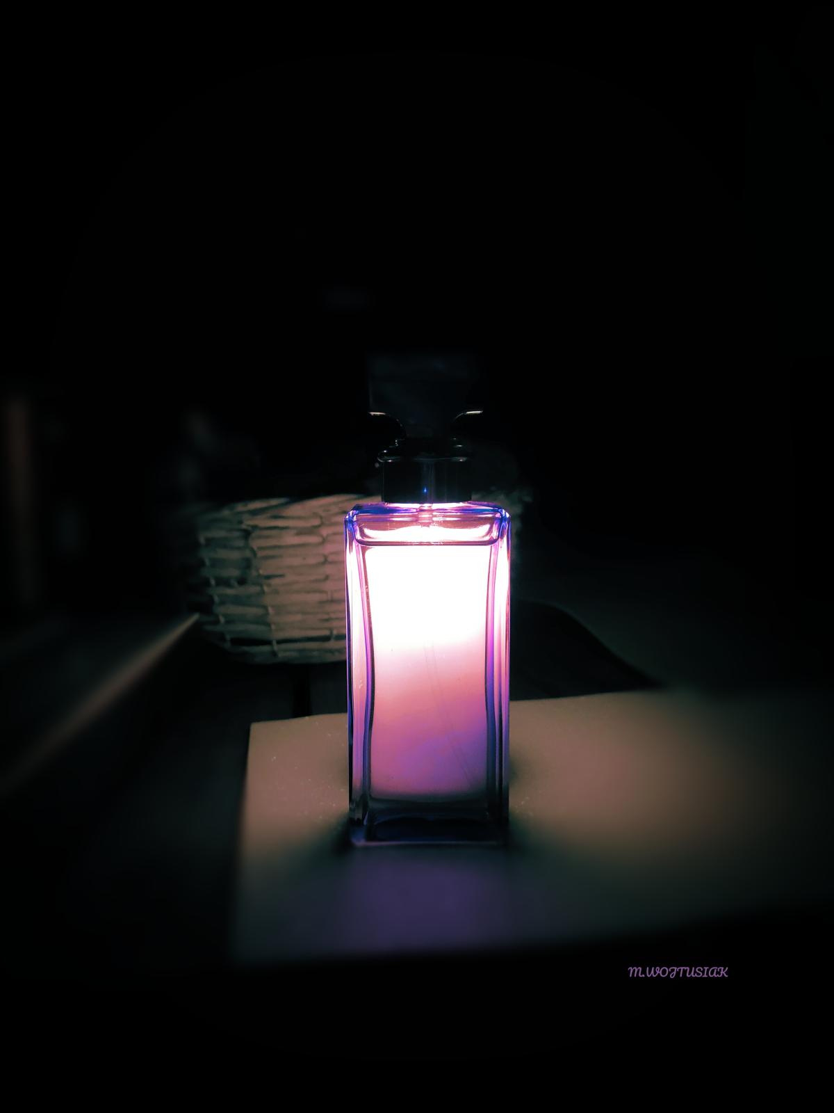 Eternity Purple Orchid Calvin Klein perfume - a fragrance for women 2003