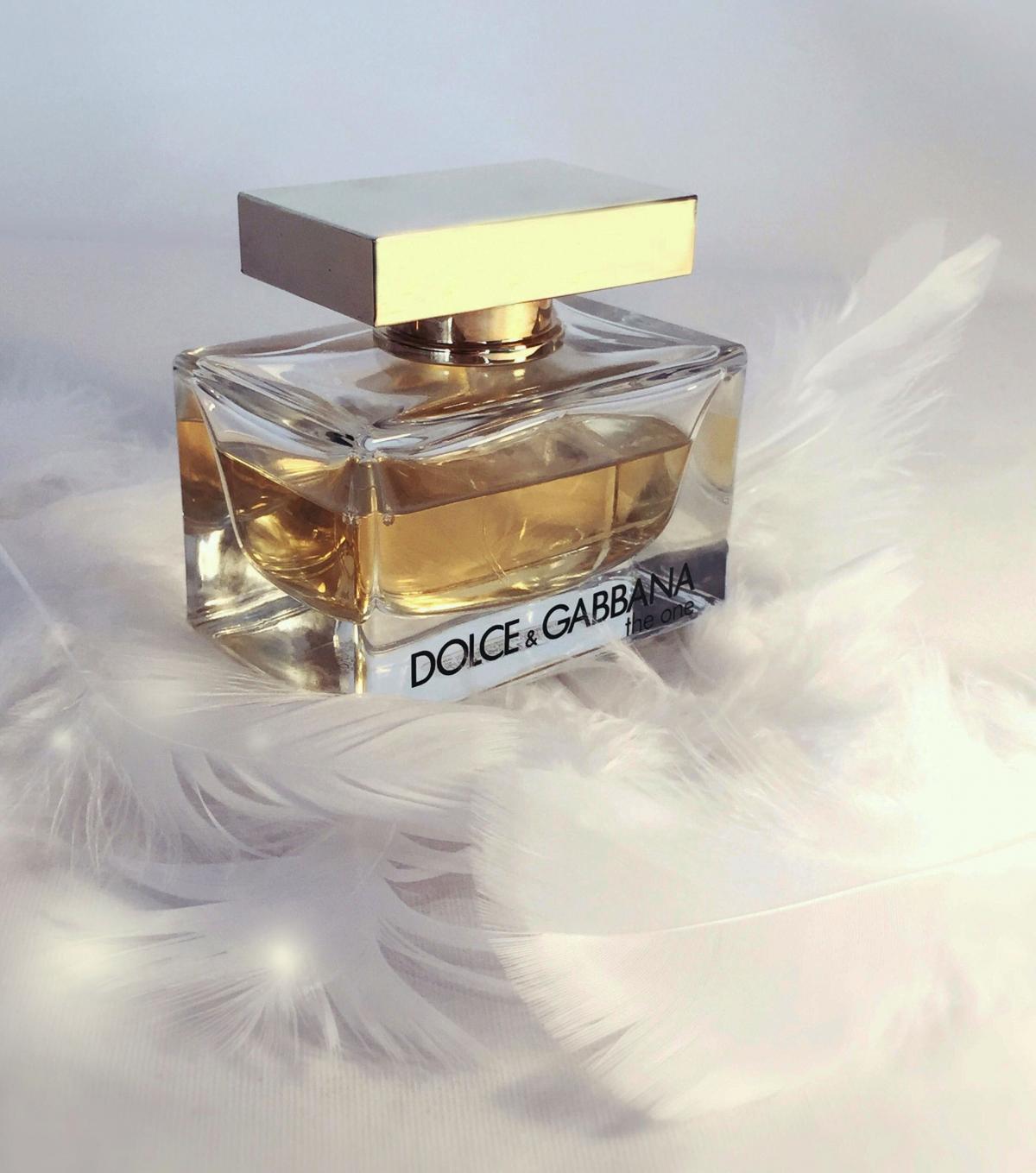 The One Dolce&Gabbana perfume - a fragrance for women 2006