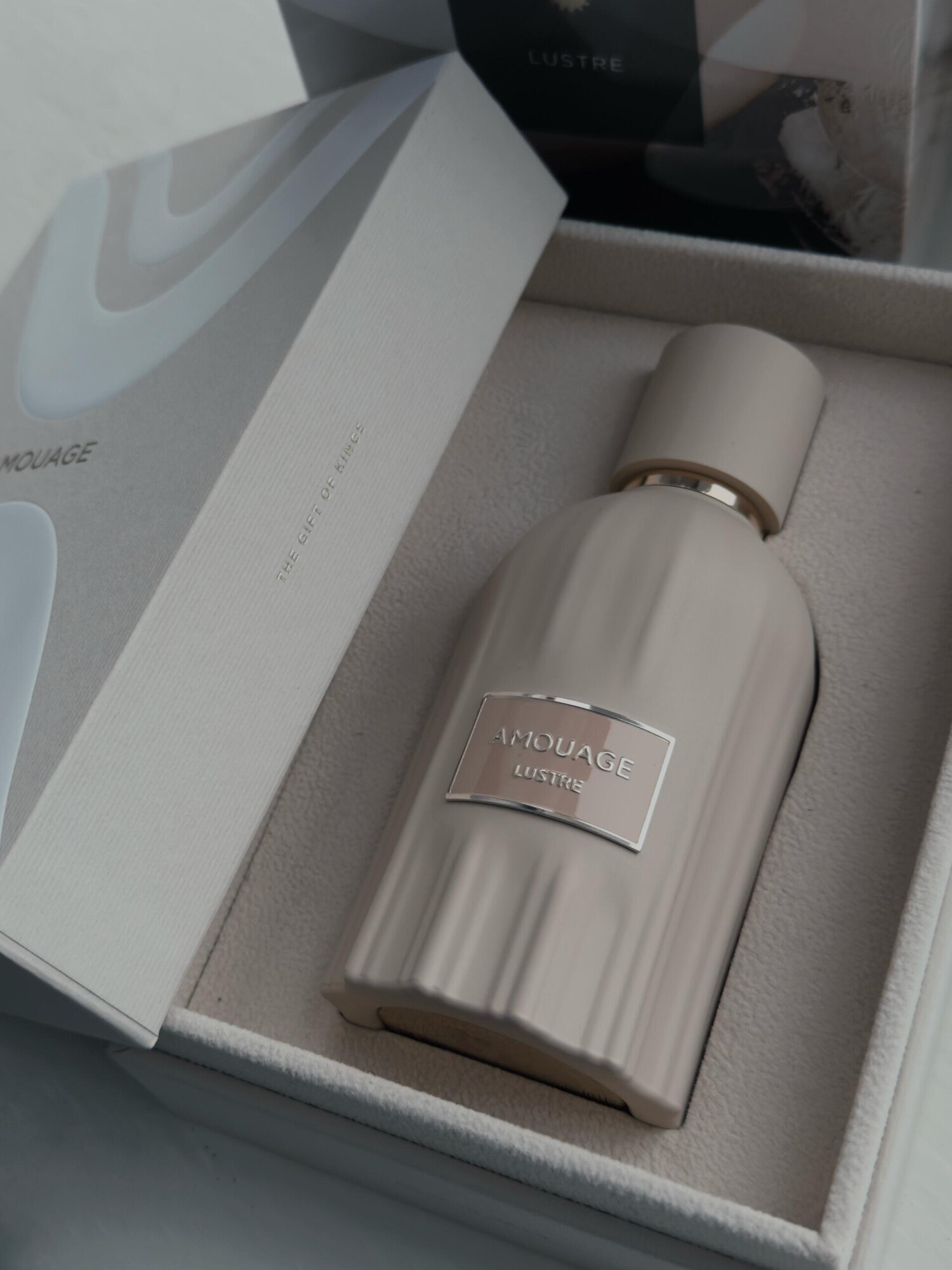 Lustre Amouage عطر - a جديد fragrance للجنسين 2024