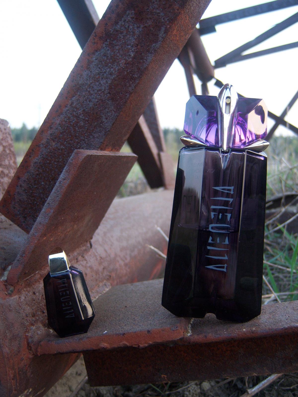 Alien Mugler fragancia - una fragancia para Mujeres 2005