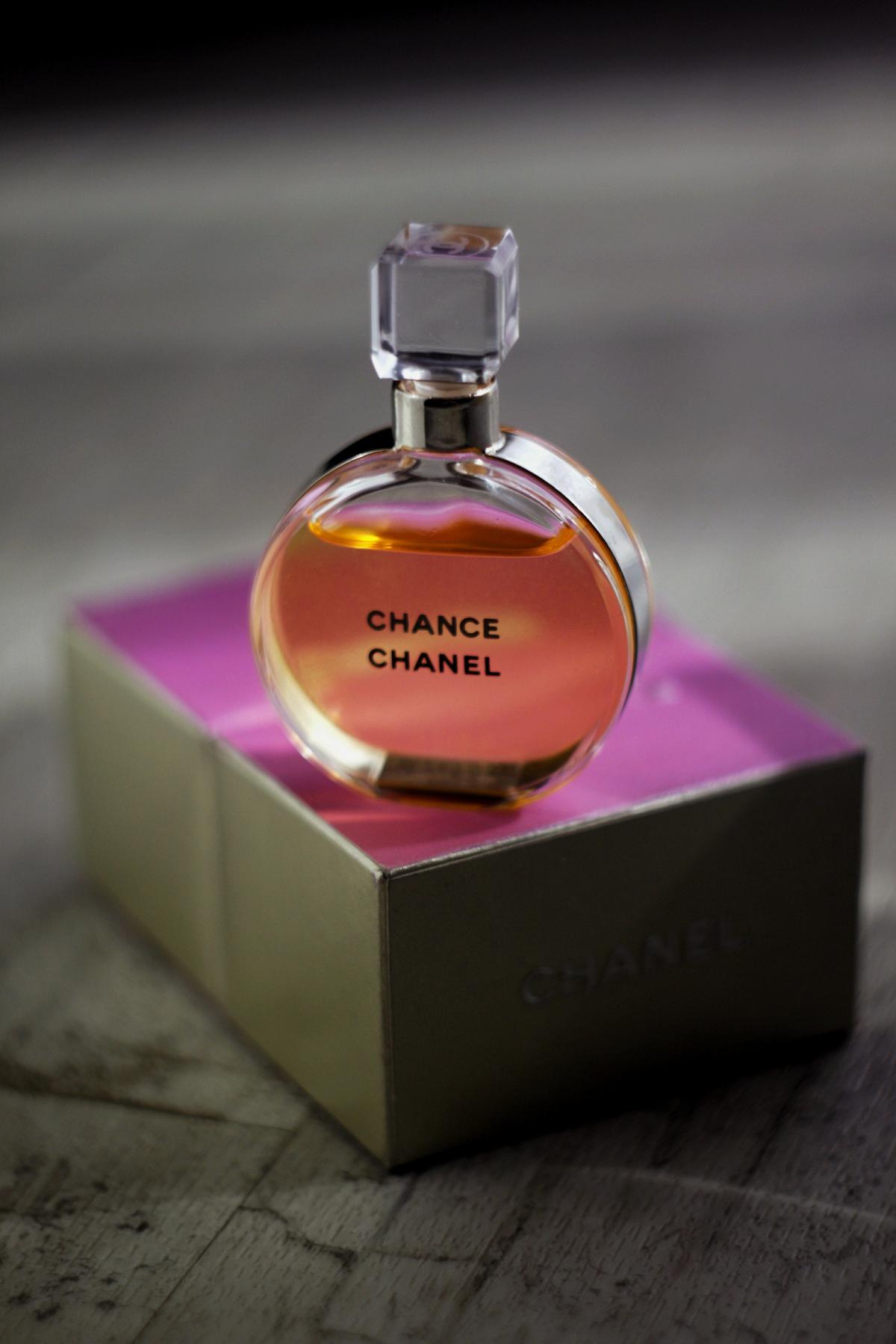 Chance Parfum Chanel perfume - a fragrance for women 2003