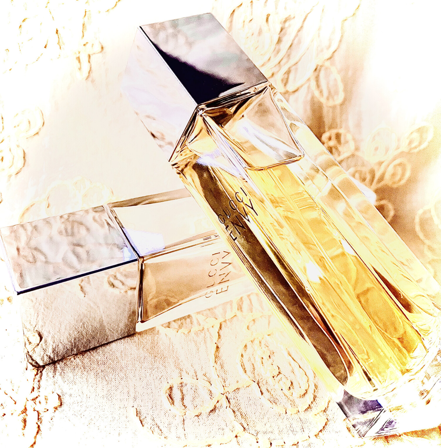 Envy Gucci perfume - a fragrance for women 1997