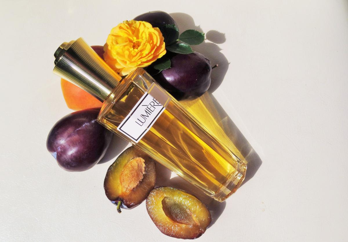 Lumiere EDT 2017 Edition Rochas perfume - a fragrance for women 2017