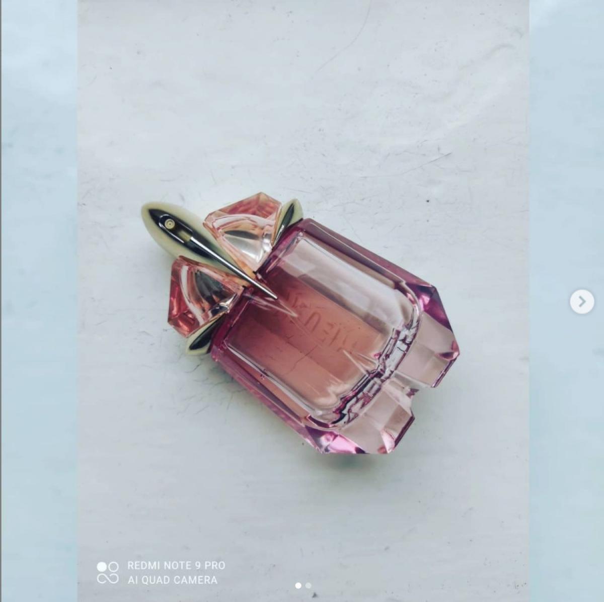 Alien Flora Futura Mugler perfume - a fragrance for women 2018