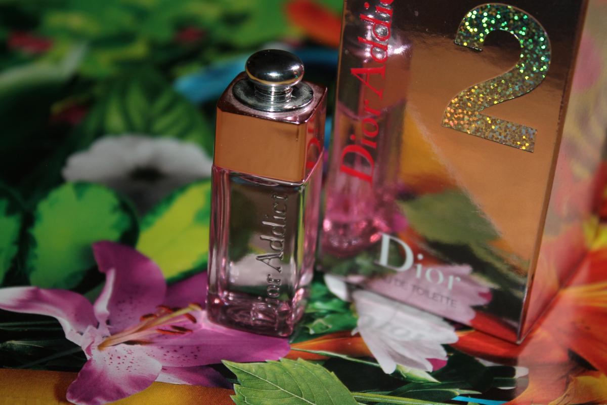 Dior Addict 2 Dior perfume - a fragrance for women 2005