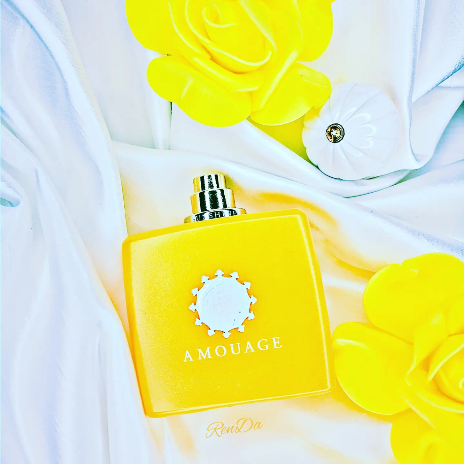 Sunshine Woman Amouage perfume - a fragrance for women 2014