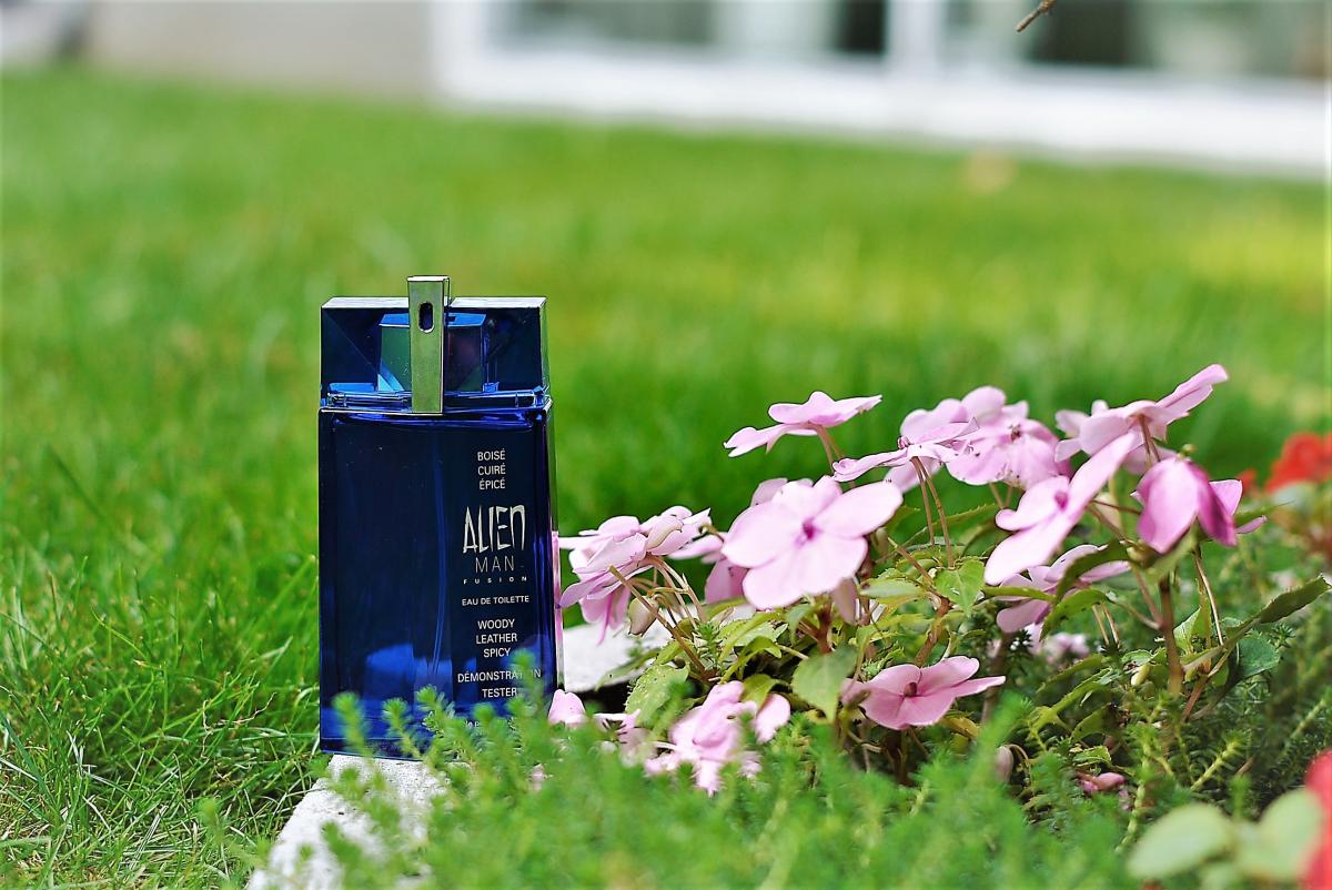 Alien Man Fusion Mugler cologne - a fragrance for men 2019