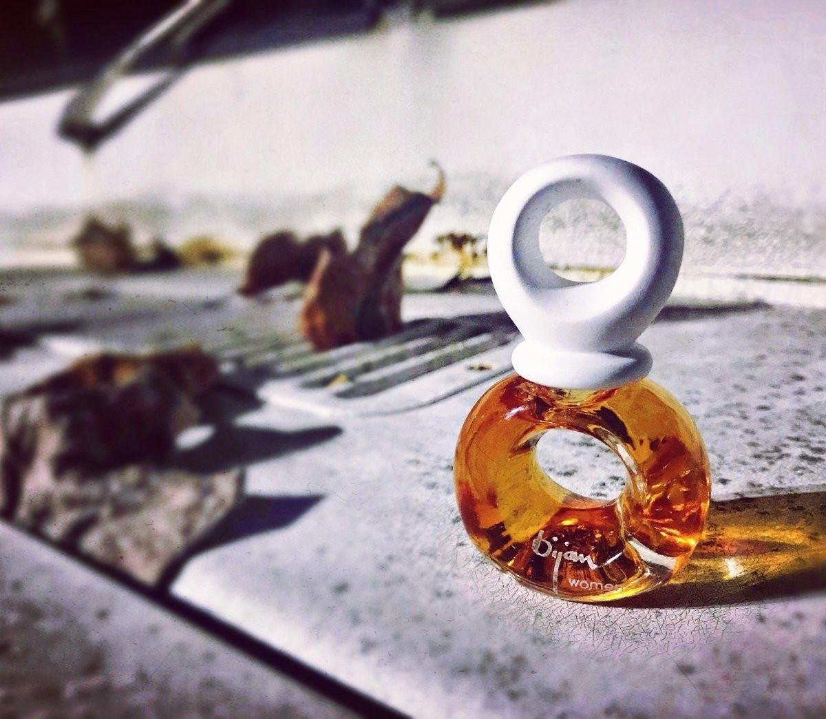 Bijan Bijan perfume - a fragrance for women 1986