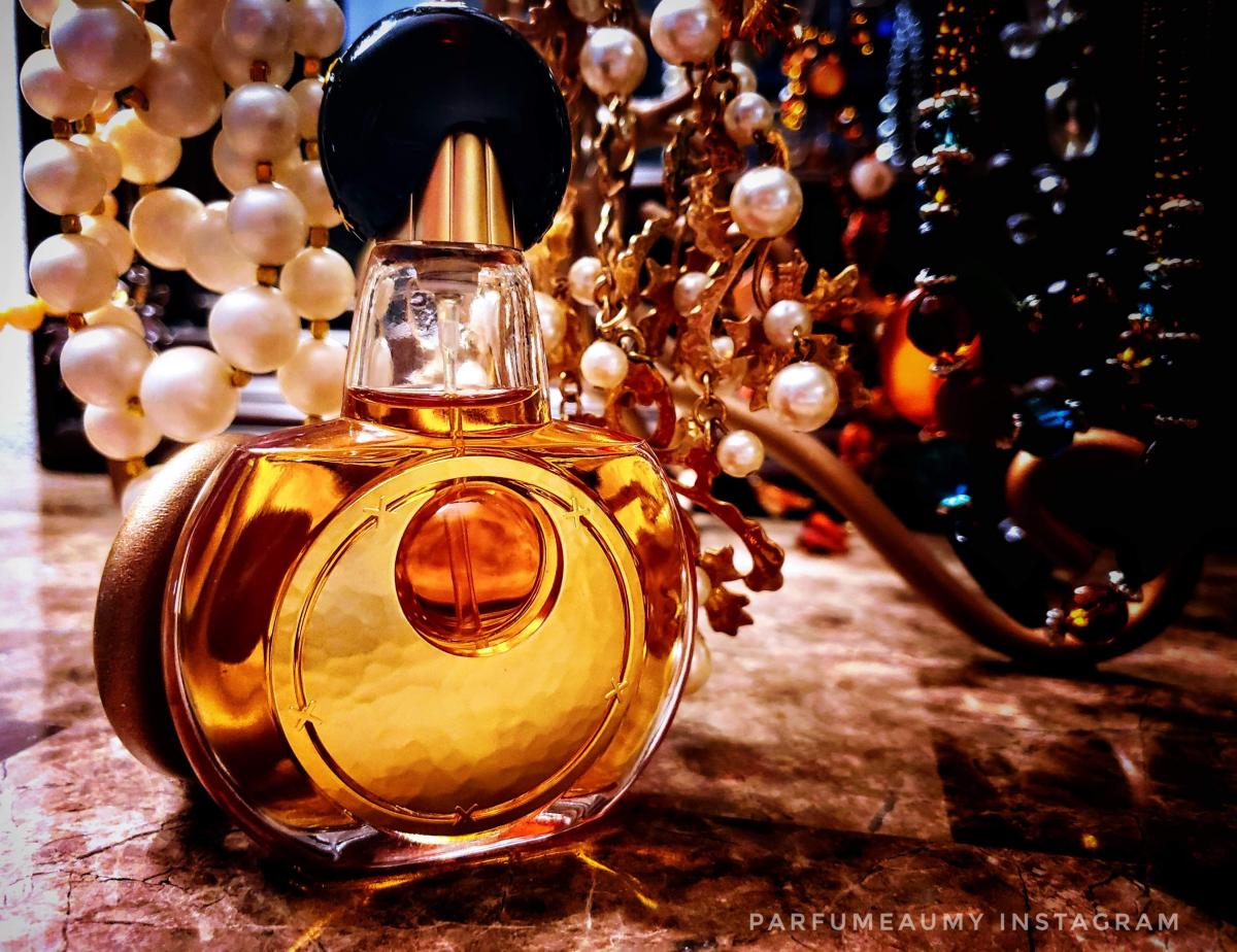 Mahora Guerlain perfume - a fragrance for women 2000
