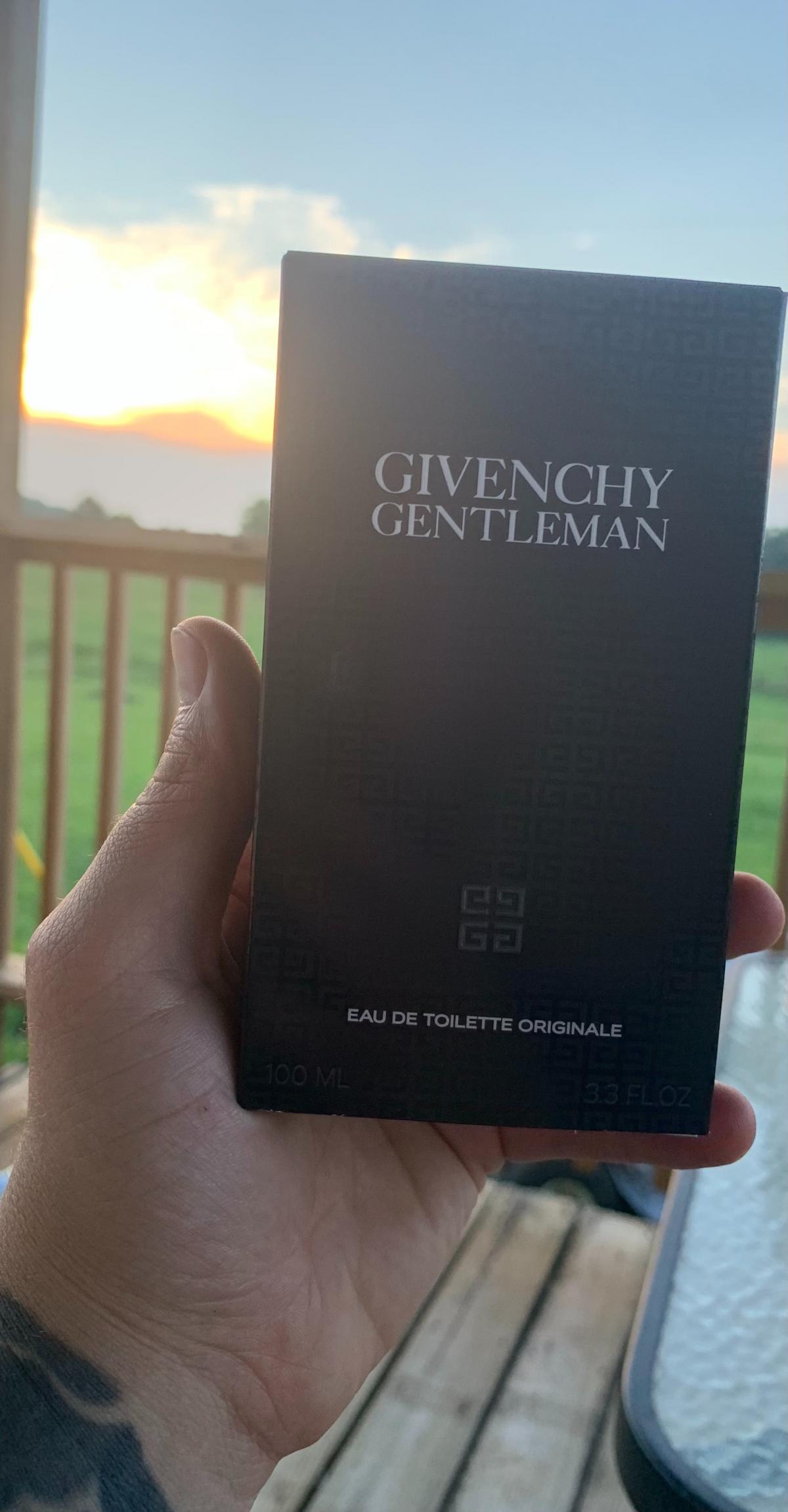 Gentleman (1974) Givenchy cologne - a fragrance for men 1974