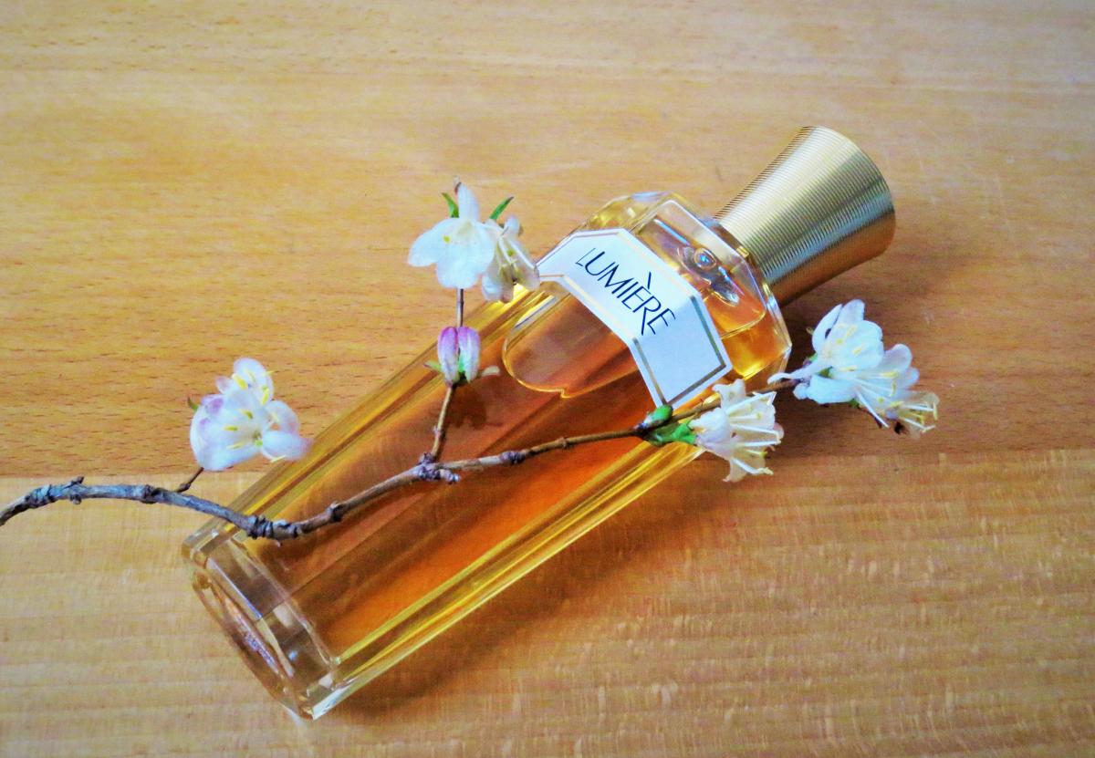 Lumiere EDT 2017 Edition Rochas perfume - a fragrance for women 2017