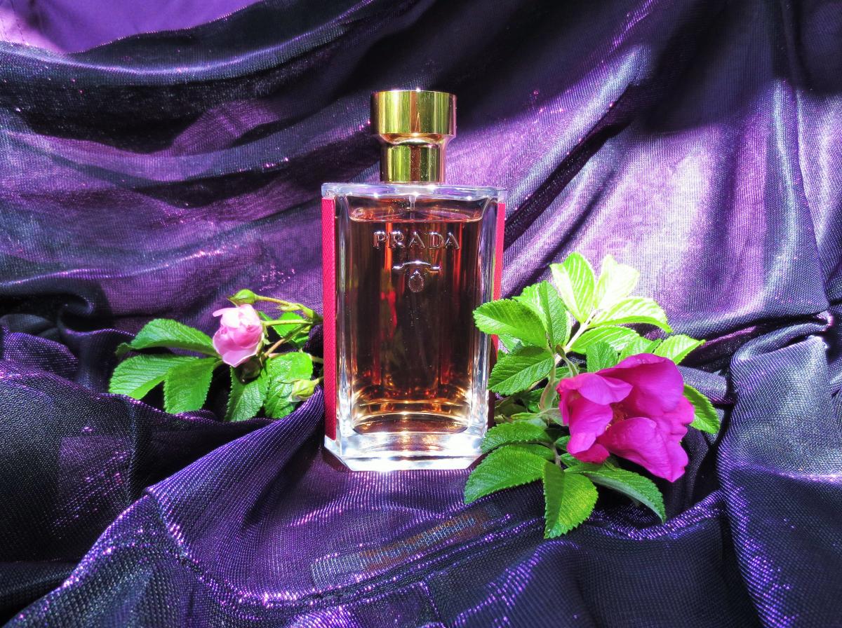 Prada La Femme Intense Prada parfum - un parfum de dama 2017