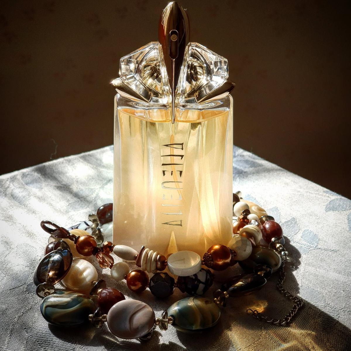 Alien Eau Sublime Mugler perfume - a fragrance for women 2017