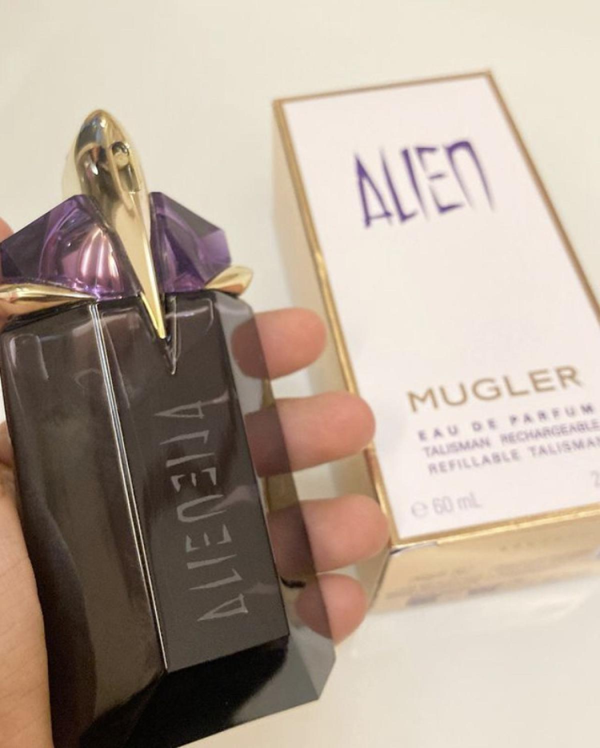Alien Mugler perfume - a fragrance for women 2005