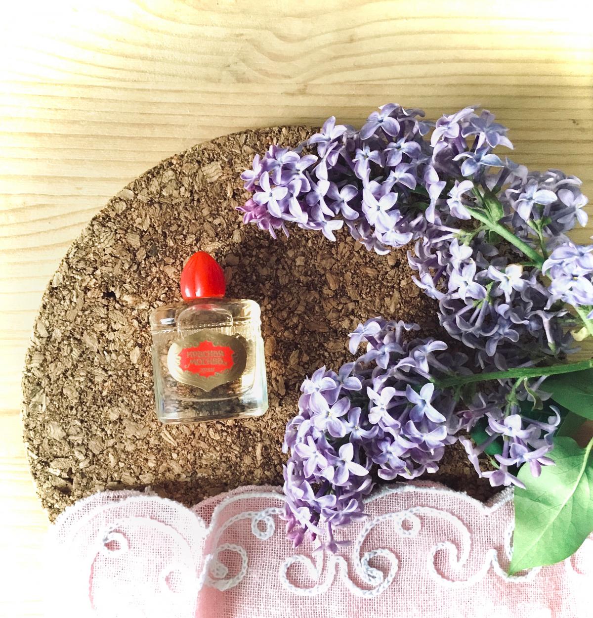 Red Moscow Krasnaya Moskva Nouvelle Etoile – Новая Заря perfume - a ...