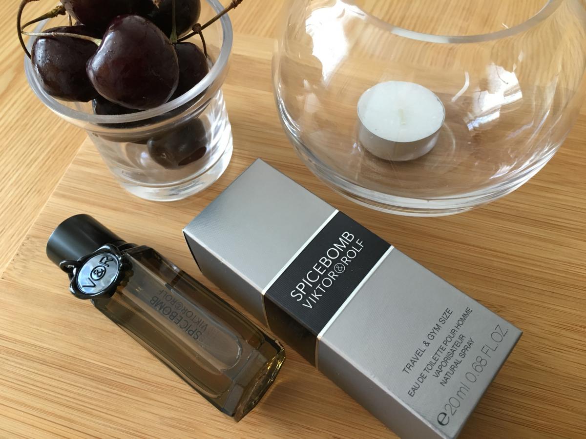 Spicebomb Viktor&Rolf cologne - a fragrance for men 2012