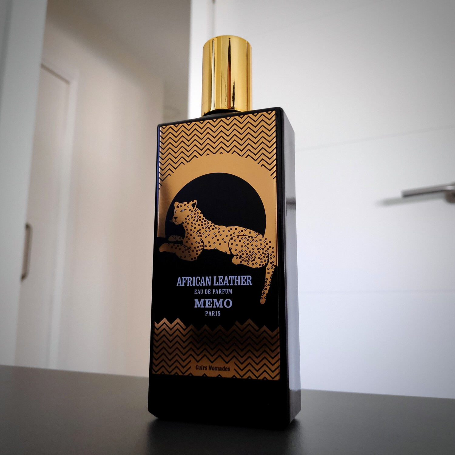 African Leather Memo Paris fragancia - una fragancia para Hombres y ...