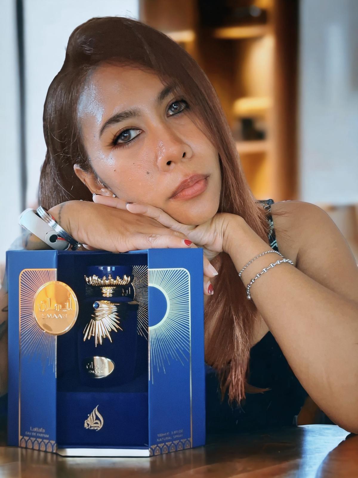 Emaan Lattafa Perfumes perfume - a fragrância Feminino 2022