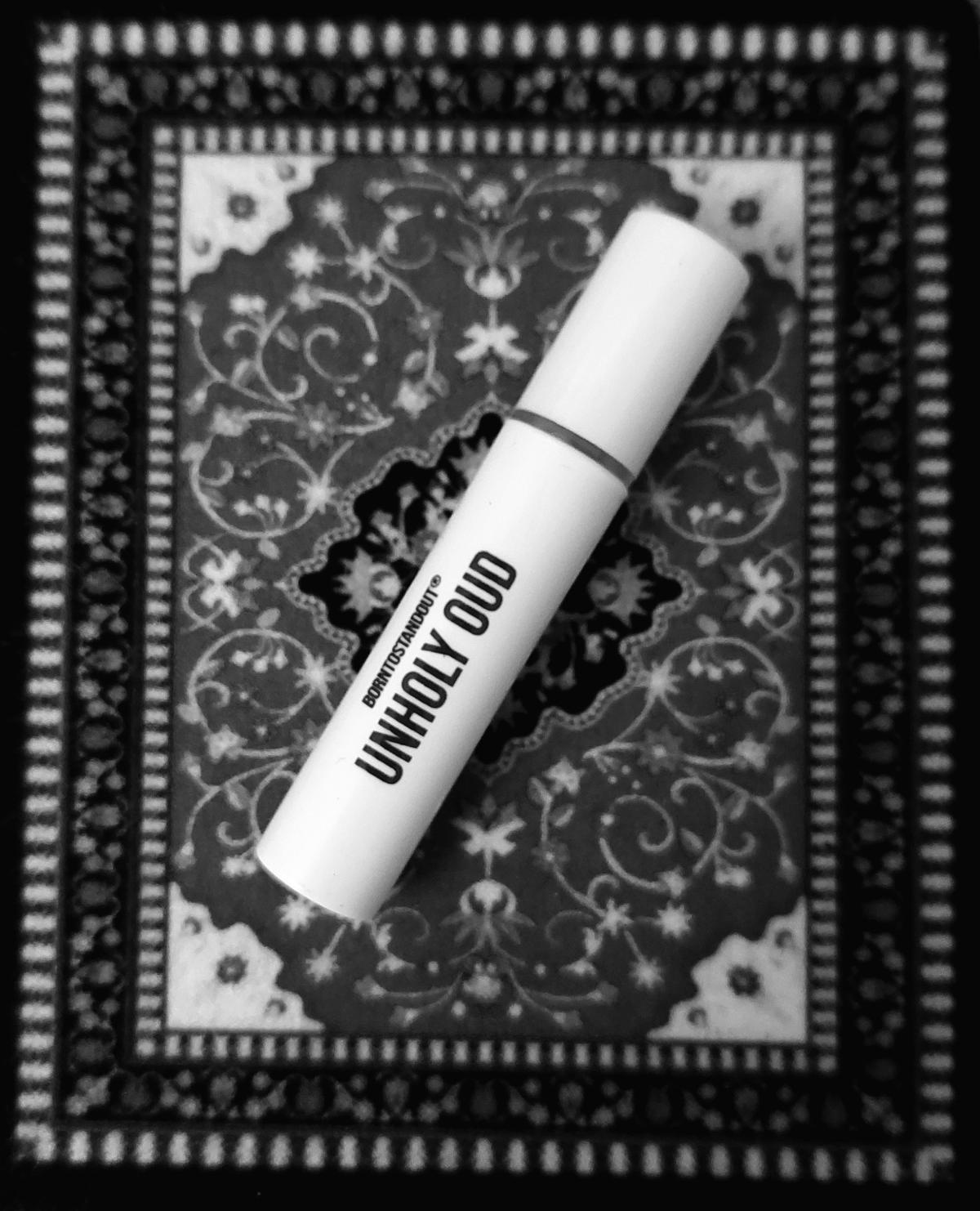 Unholy Oud BORNTOSTANDOUT® parfum - un nou parfum unisex 2022