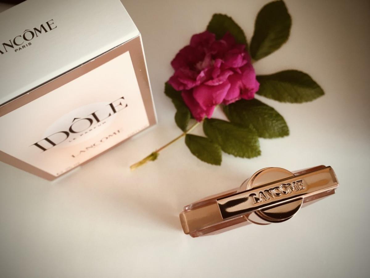 Idôle Lancôme perfume - a fragrance for women 2019