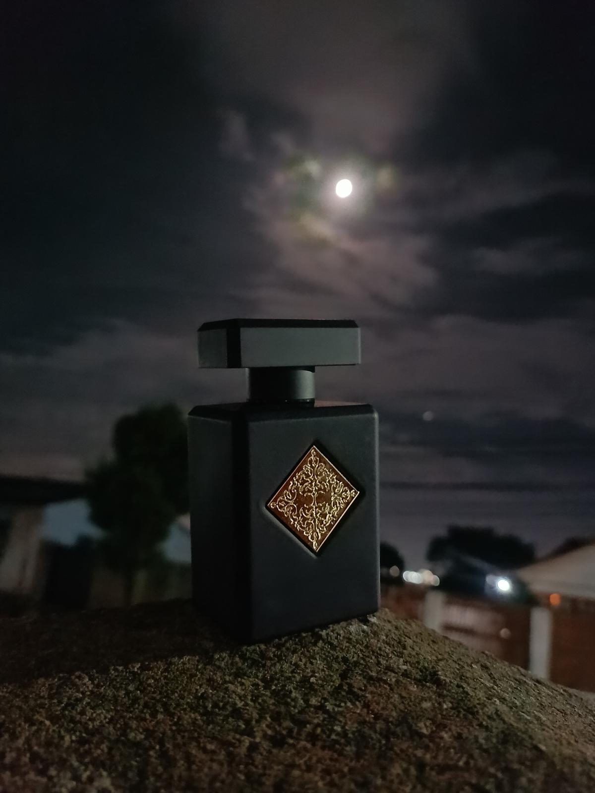 Side Effect Initio Parfums Prives parfum - un parfum pour homme et ...