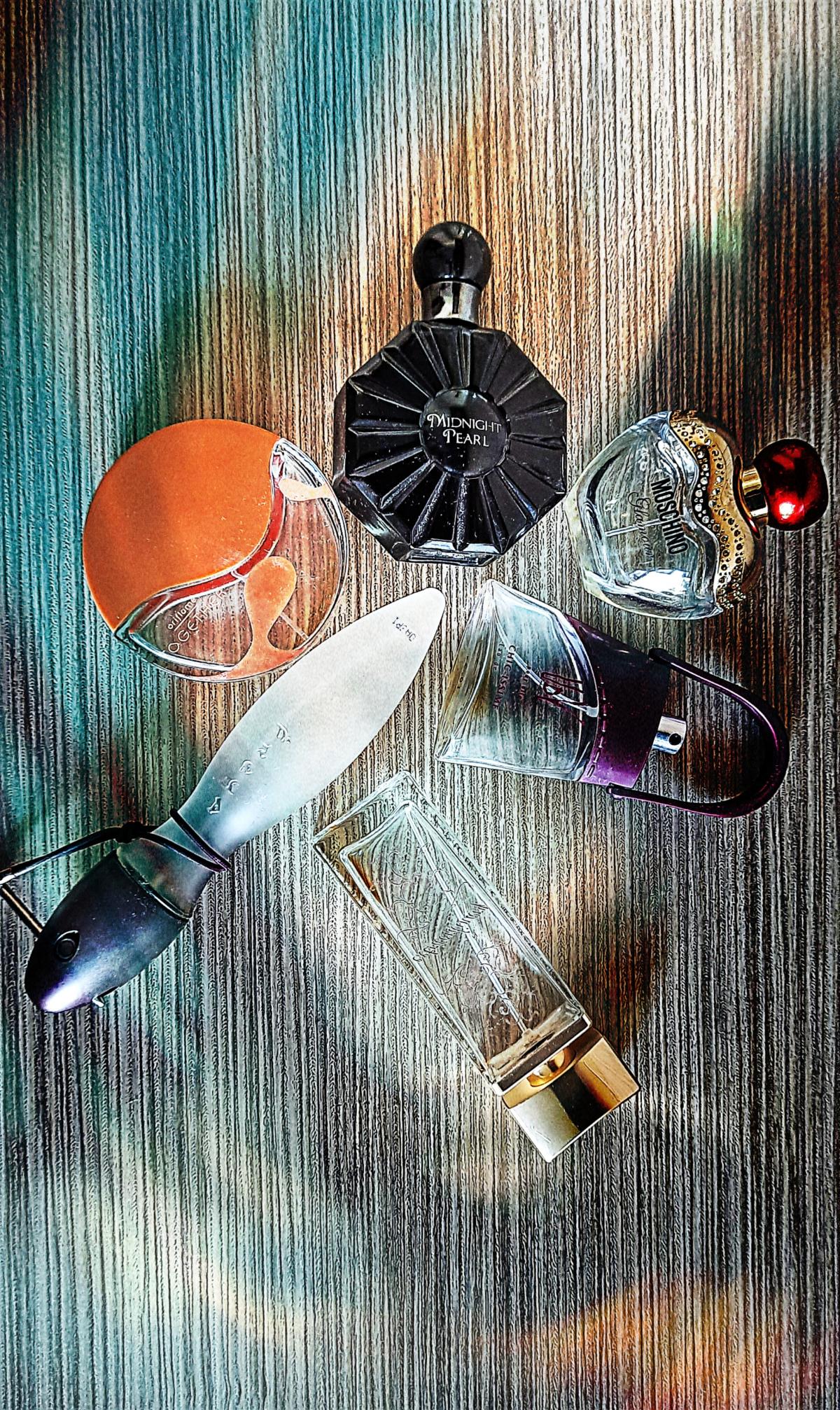 Extraordinary Avon perfume - a fragrance for women 2005