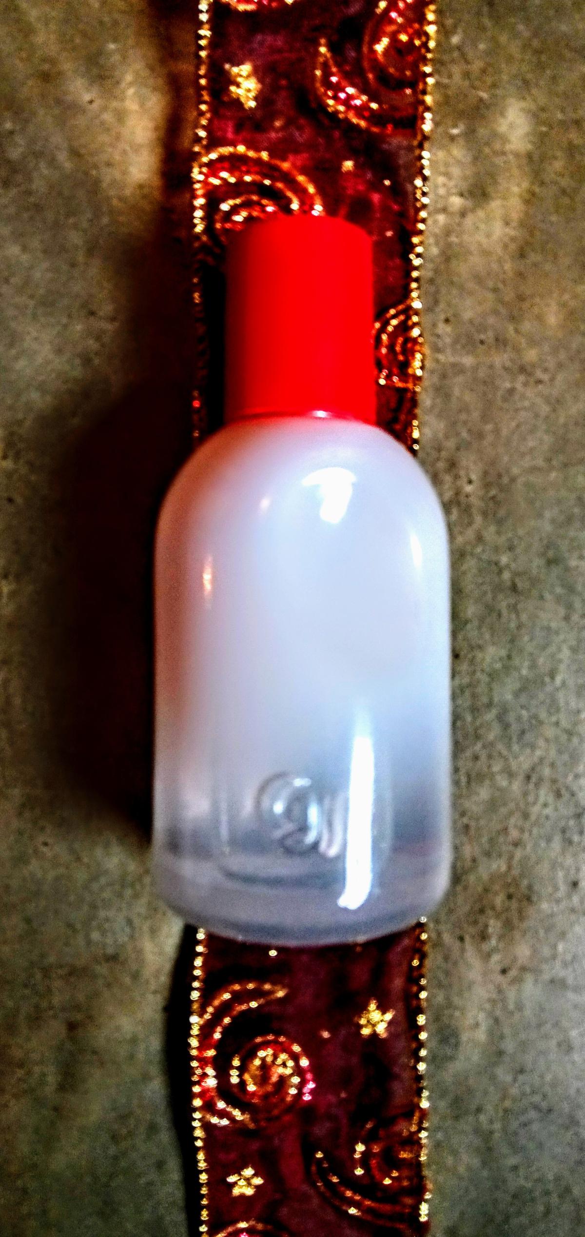 You Glossier perfume - a fragrance for women and men 2017