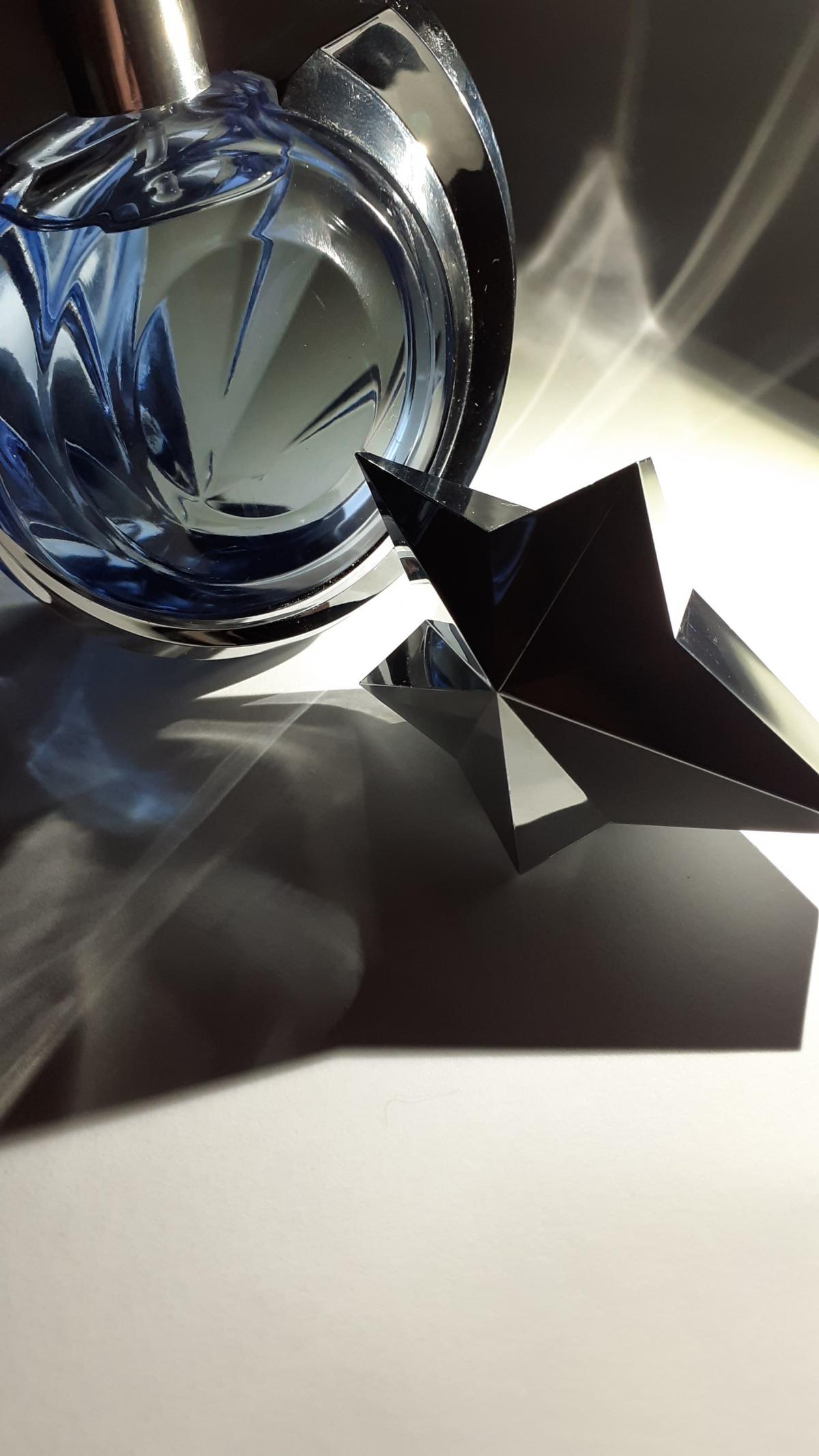 Angel Eau de Toilette Mugler perfume - a fragrance for women 2011