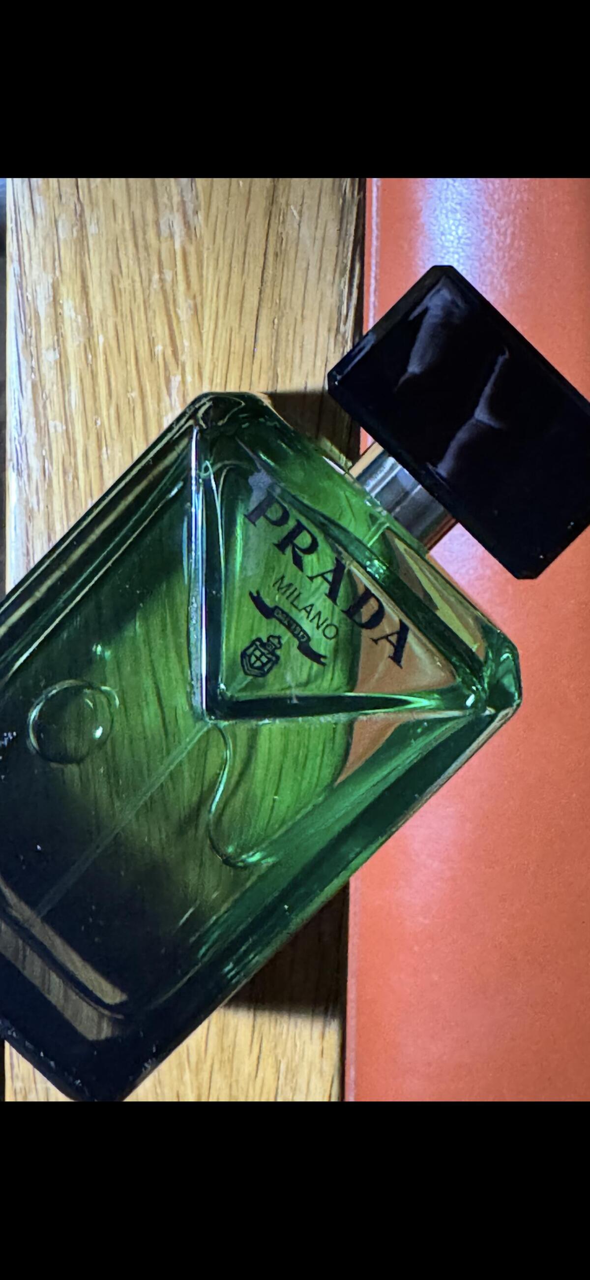 Paradigme Prada Colonia - una nuevo fragancia para Hombres 2025