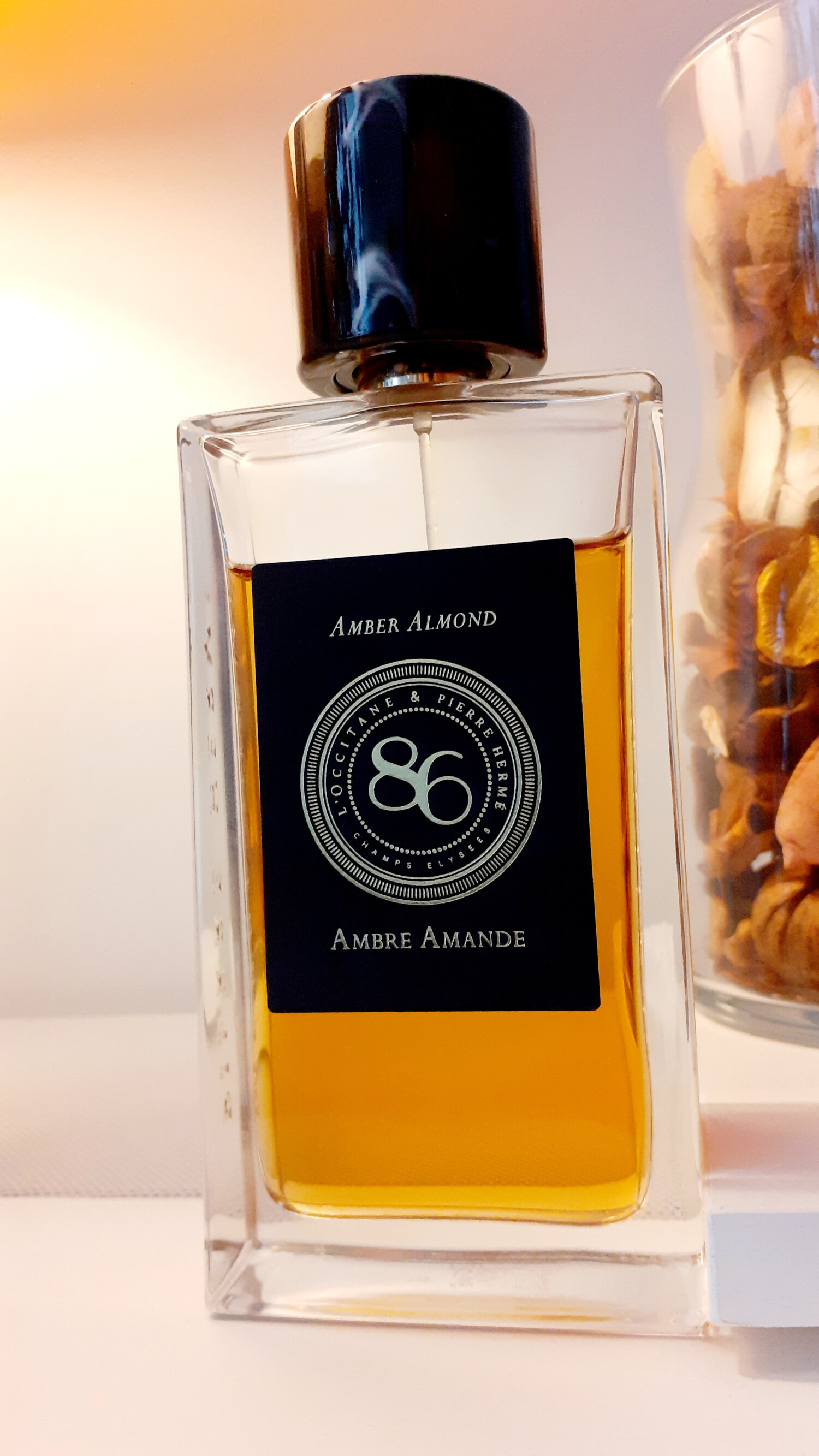 Ambre Amande (Amber Almond) L'Occitane en Provence perfume - a ...